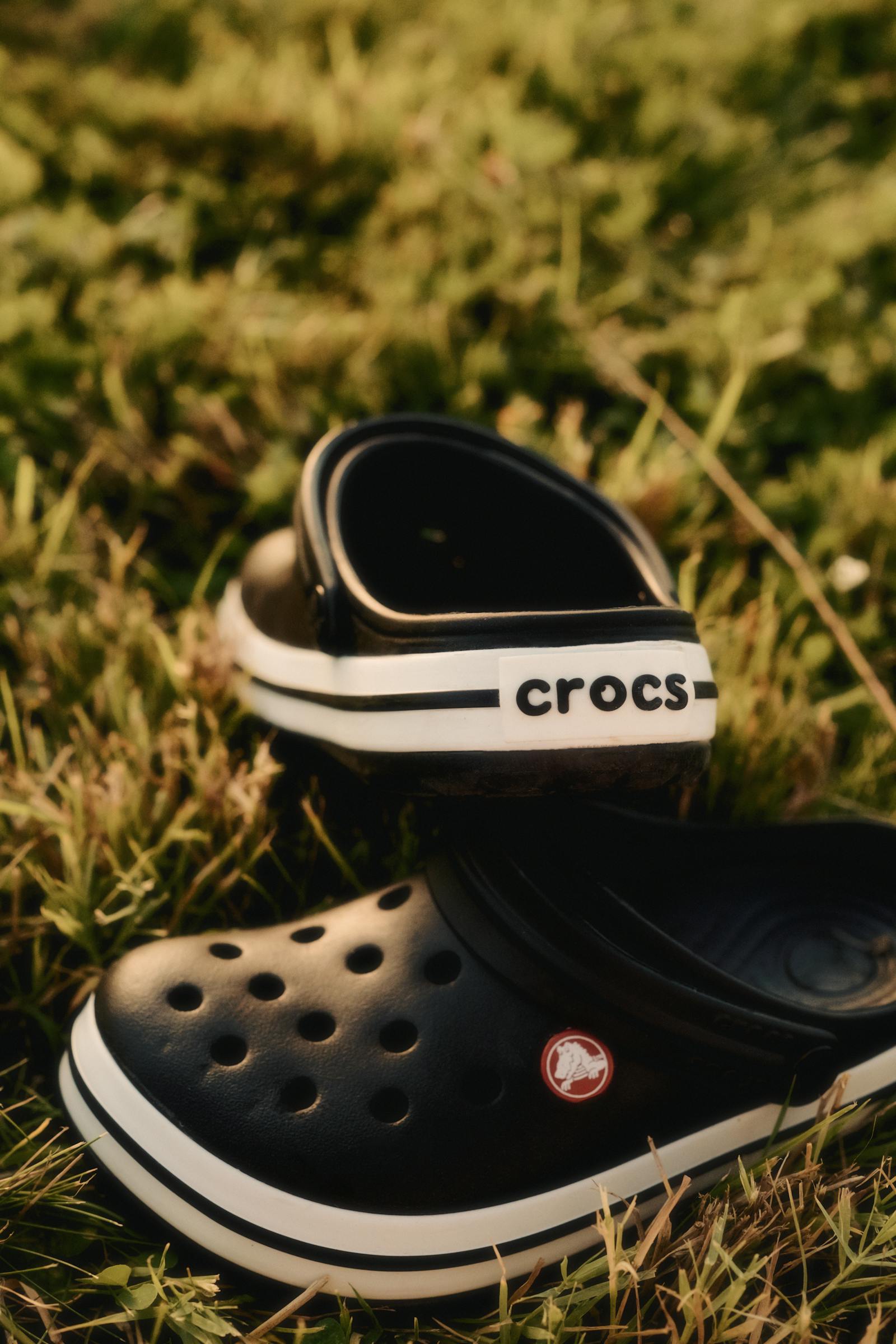 White Crocs Photos, Download The BEST Free White Crocs Stock Photos ...