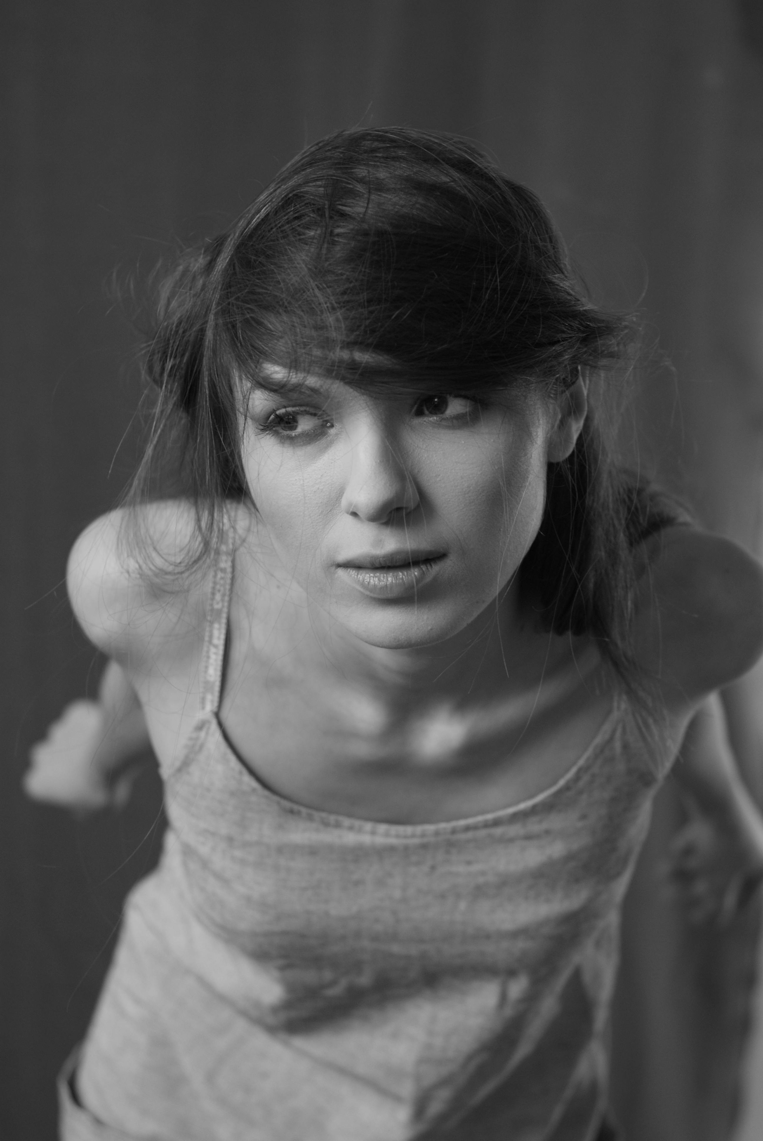 Portrait Woman Pointing Photos, Download The BEST Free Portrait Woman ...