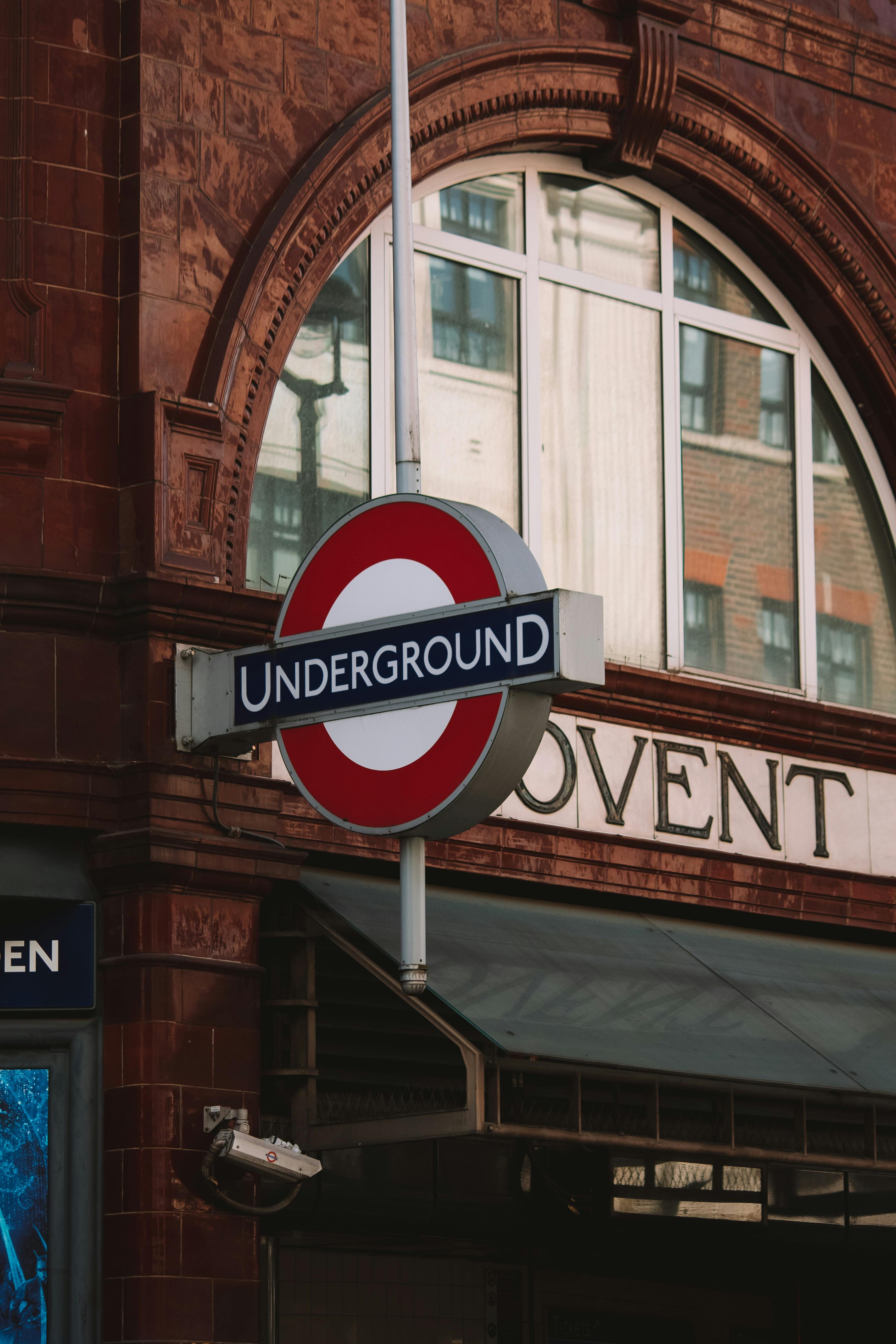 Underground Logo on Building Wall · Free Stock Photo