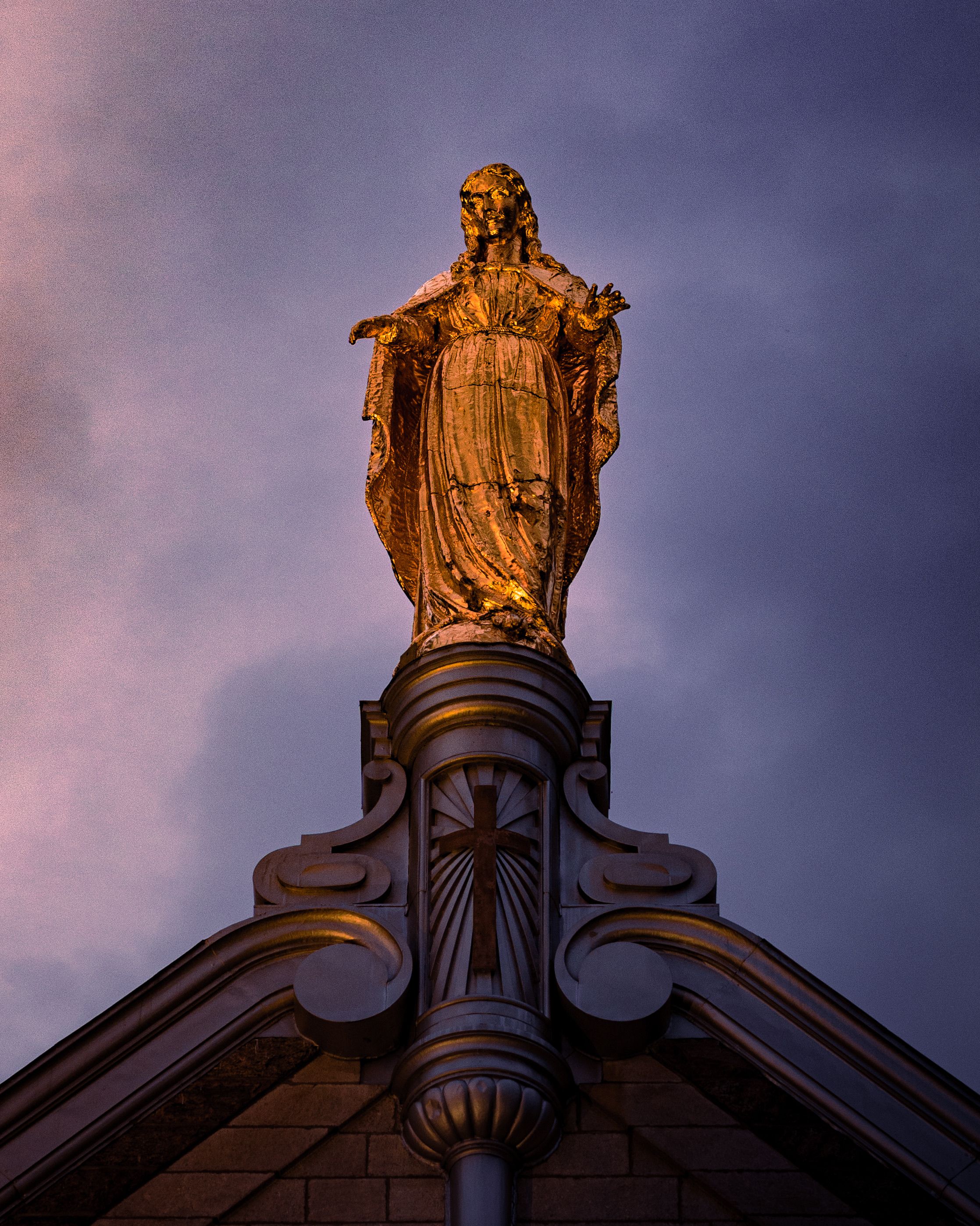 Golden Statue of Virgin Mary · Free Stock Photo