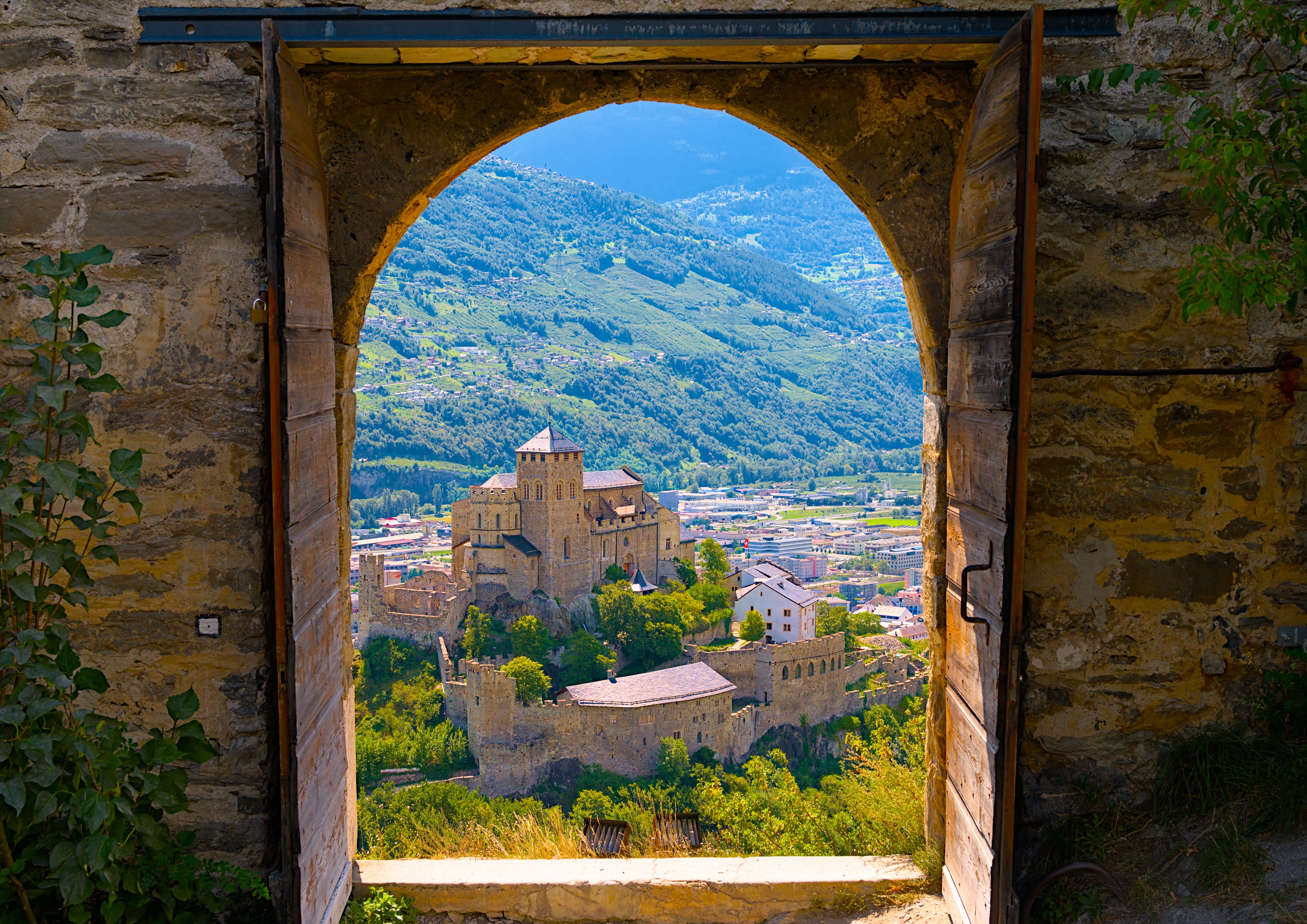 Basilique de Valere in Sion in Switzerland · Free Stock Photo
