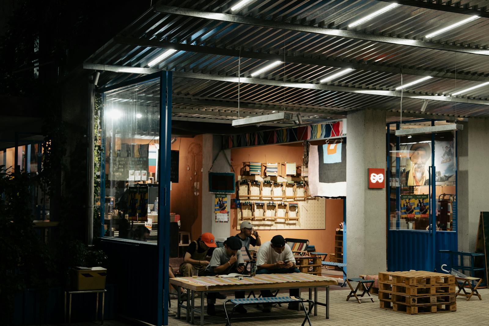 Bar Images Photos, Download The BEST Free Bar Images Stock Photos & HD ...