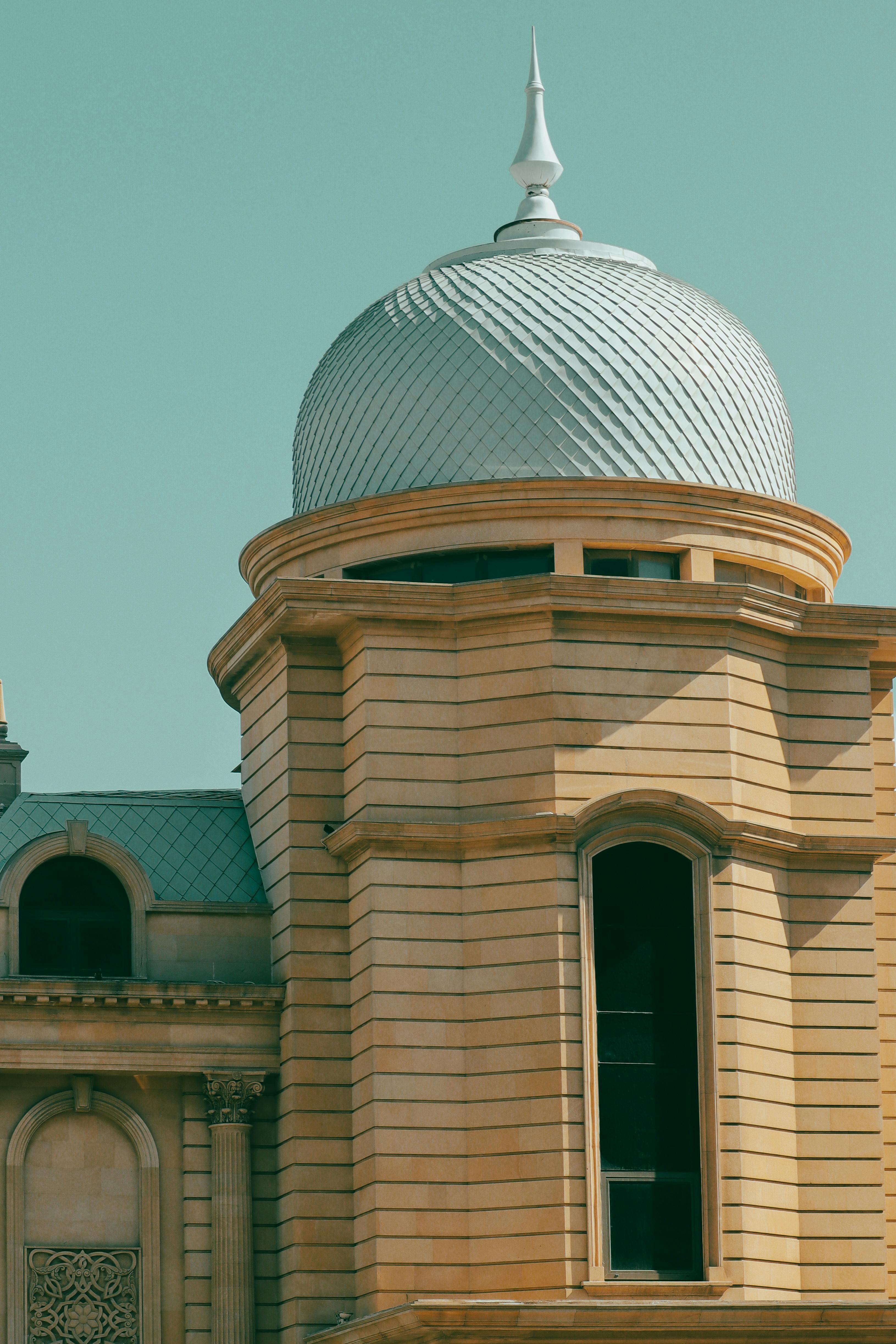 Brown Cathedral · Free Stock Photo