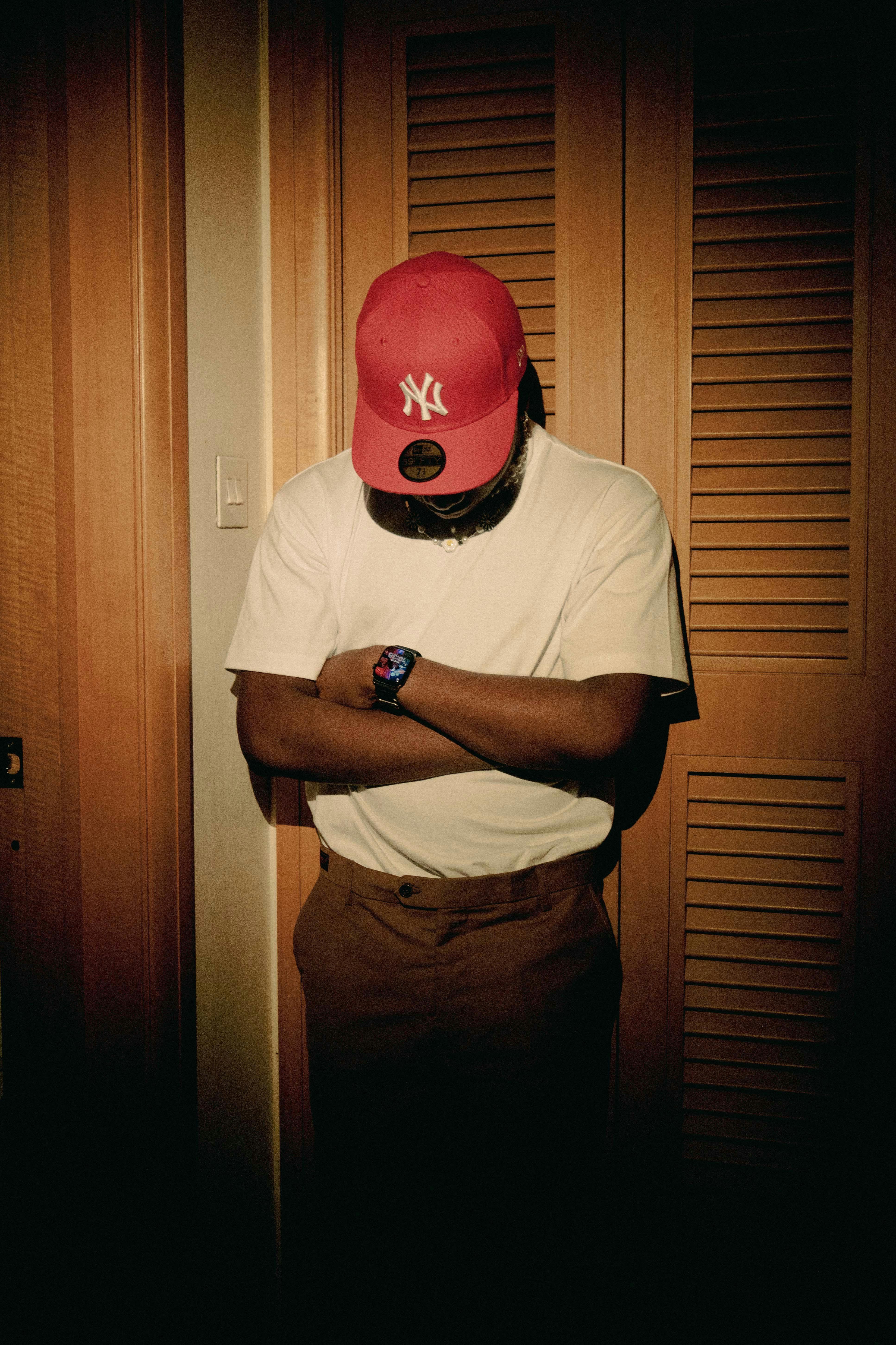 Man Wearing New York Yankees Cap · Free Stock Photo