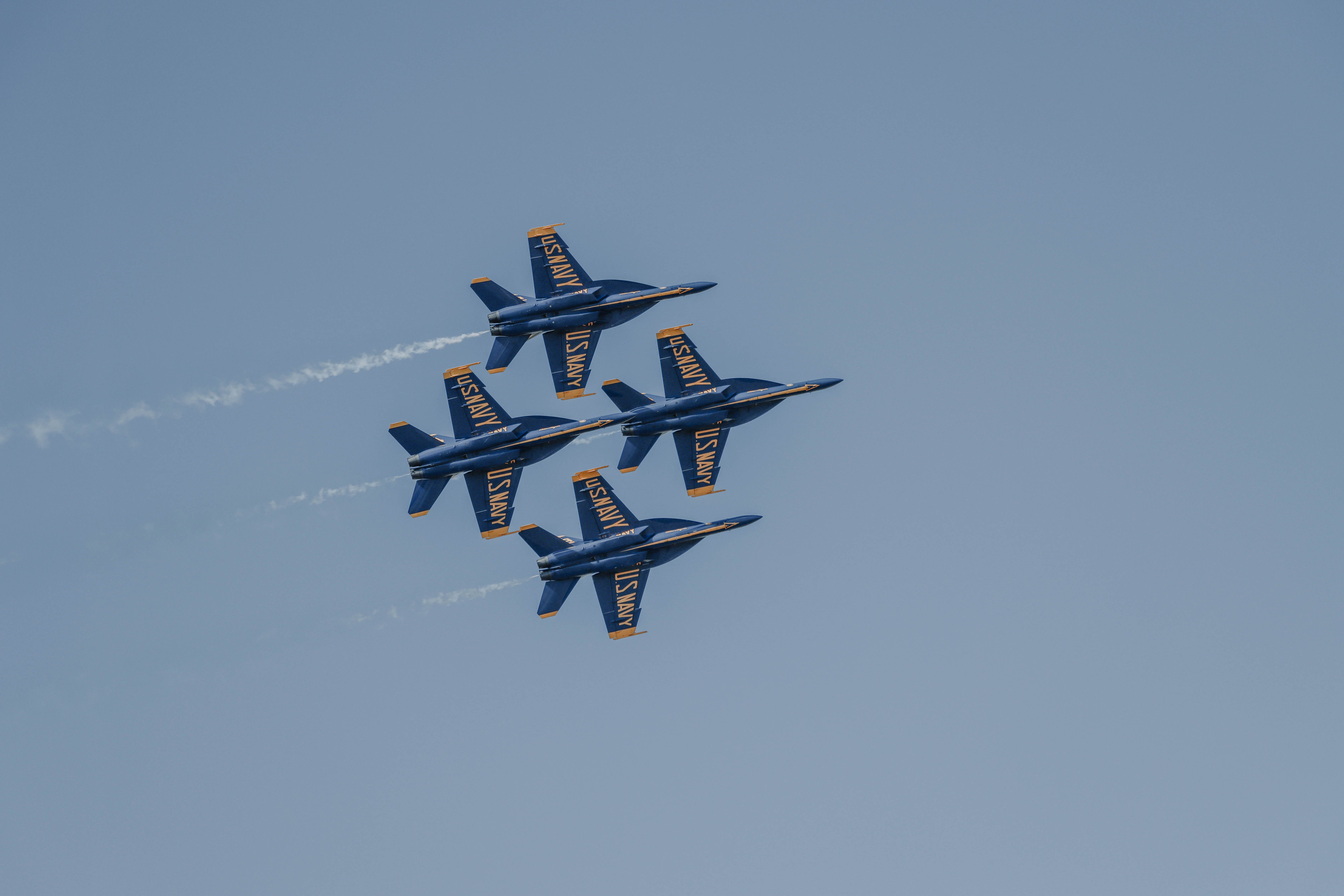 Foto profissional gratuita de acrobacia aérea, acrobacias aéreas a jato ...