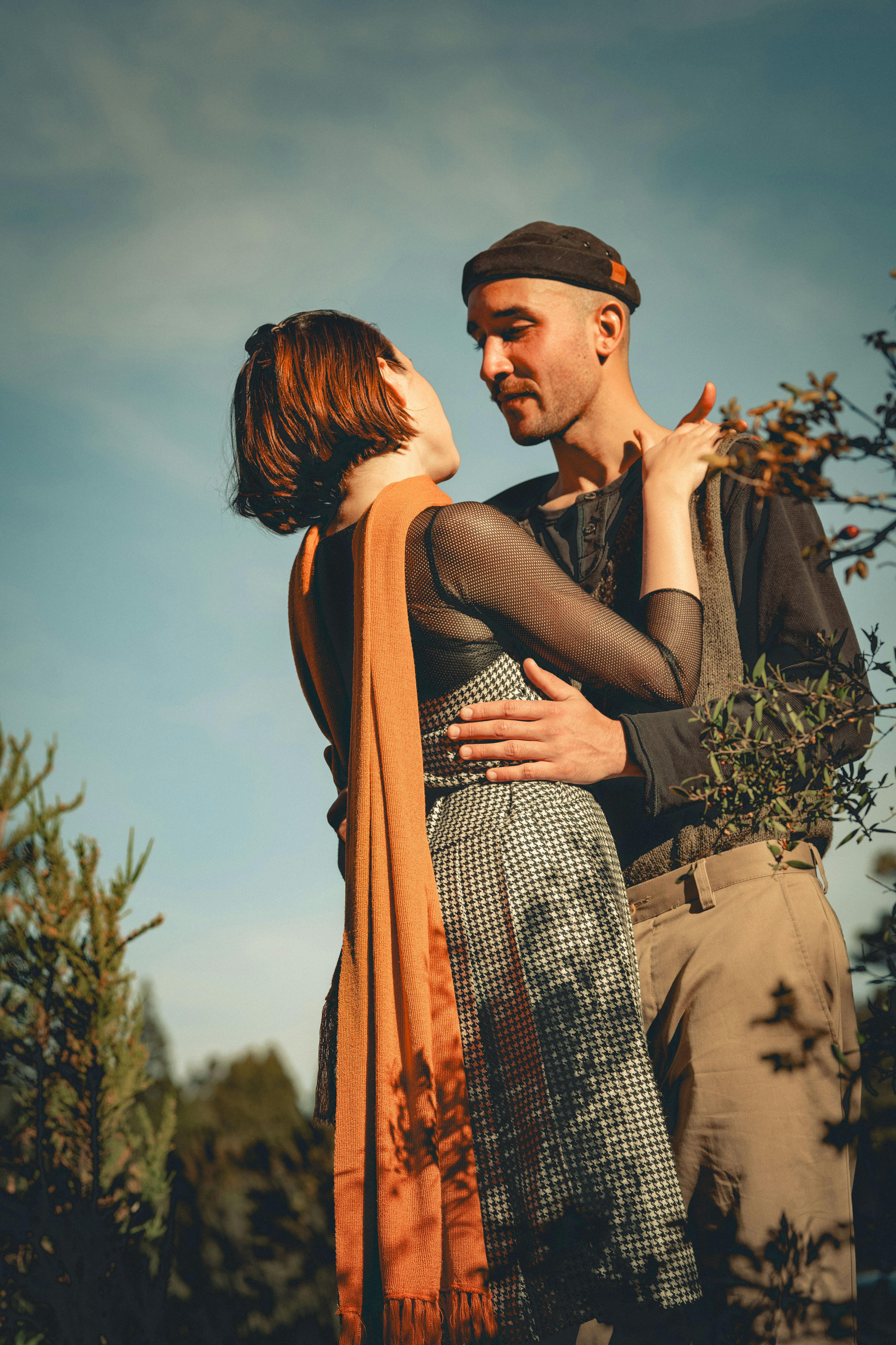 Arm Around Back Photos, Download The BEST Free Arm Around Back Stock ...