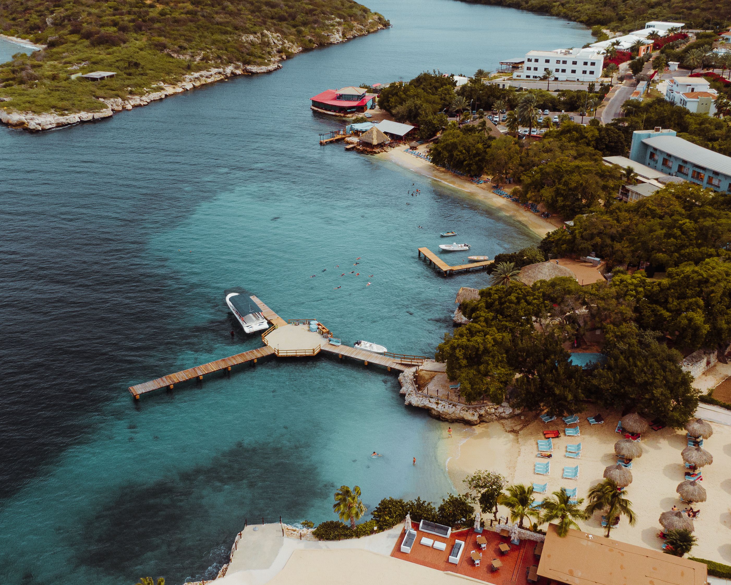 Aerial View of Resorts on the Shore in Curacao · Free Stock Photo