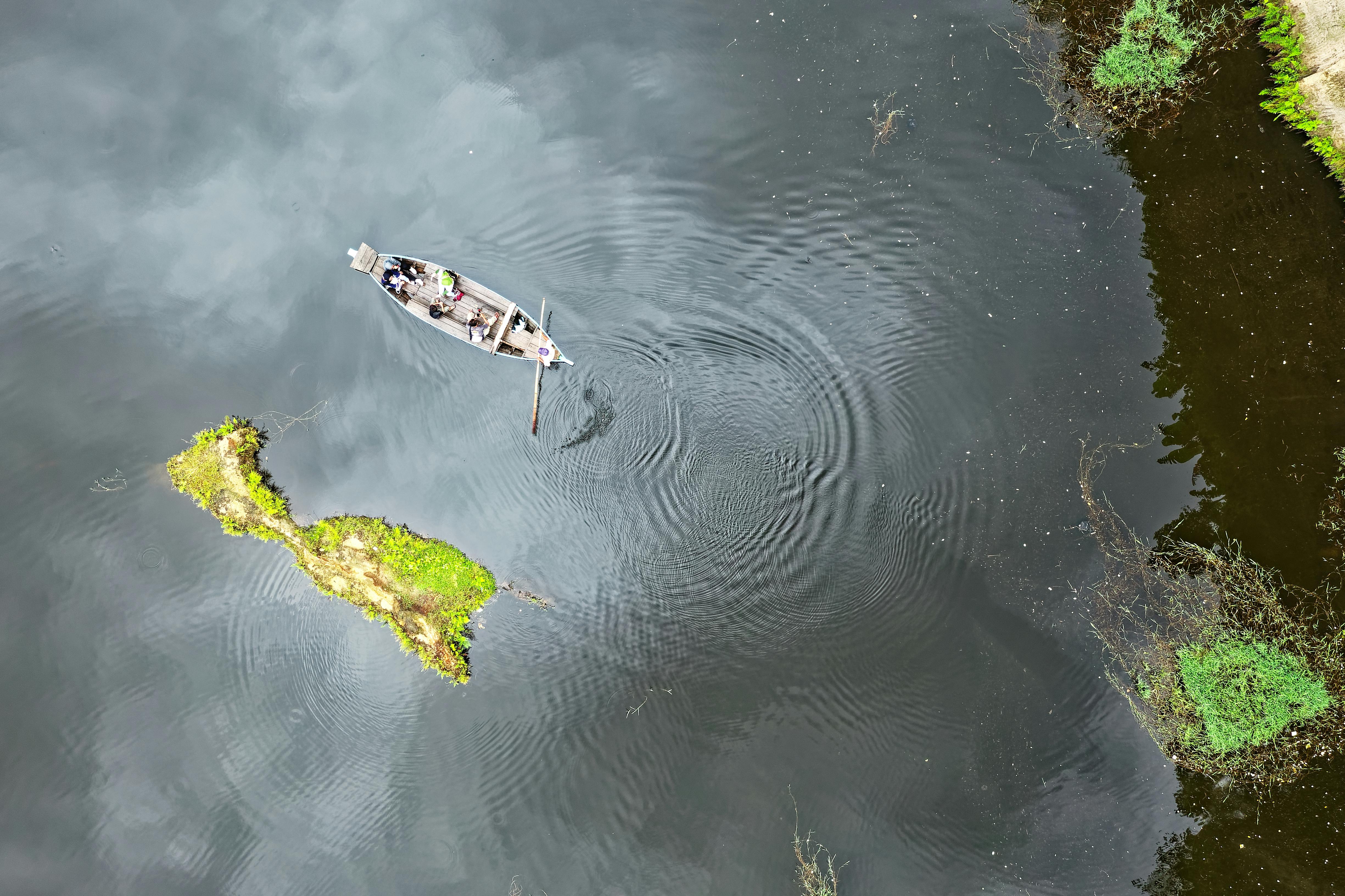 Aerial Photography of Roadway and Body of Water · Free Stock Photo