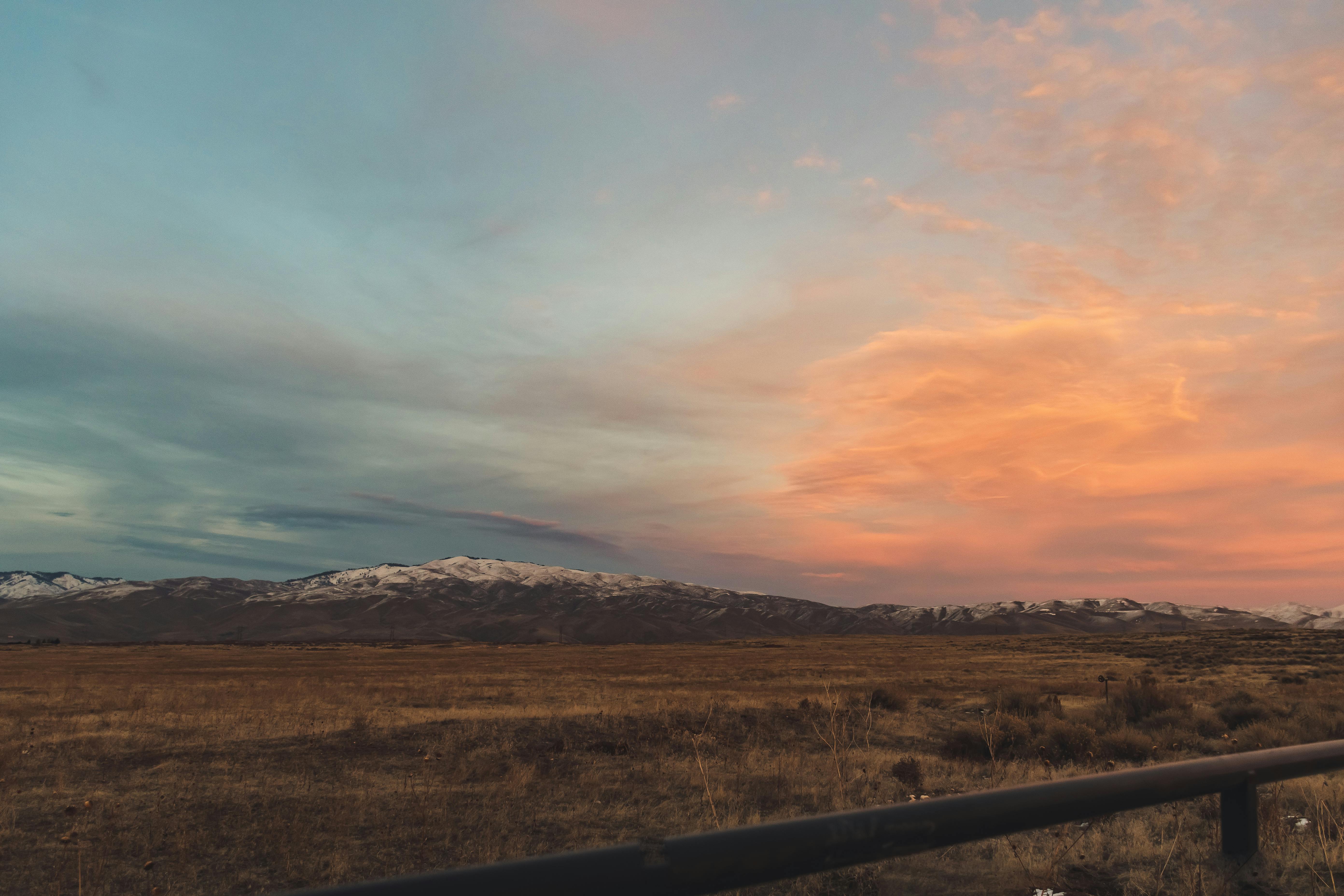 White Clouds over Mountain · Free Stock Photo