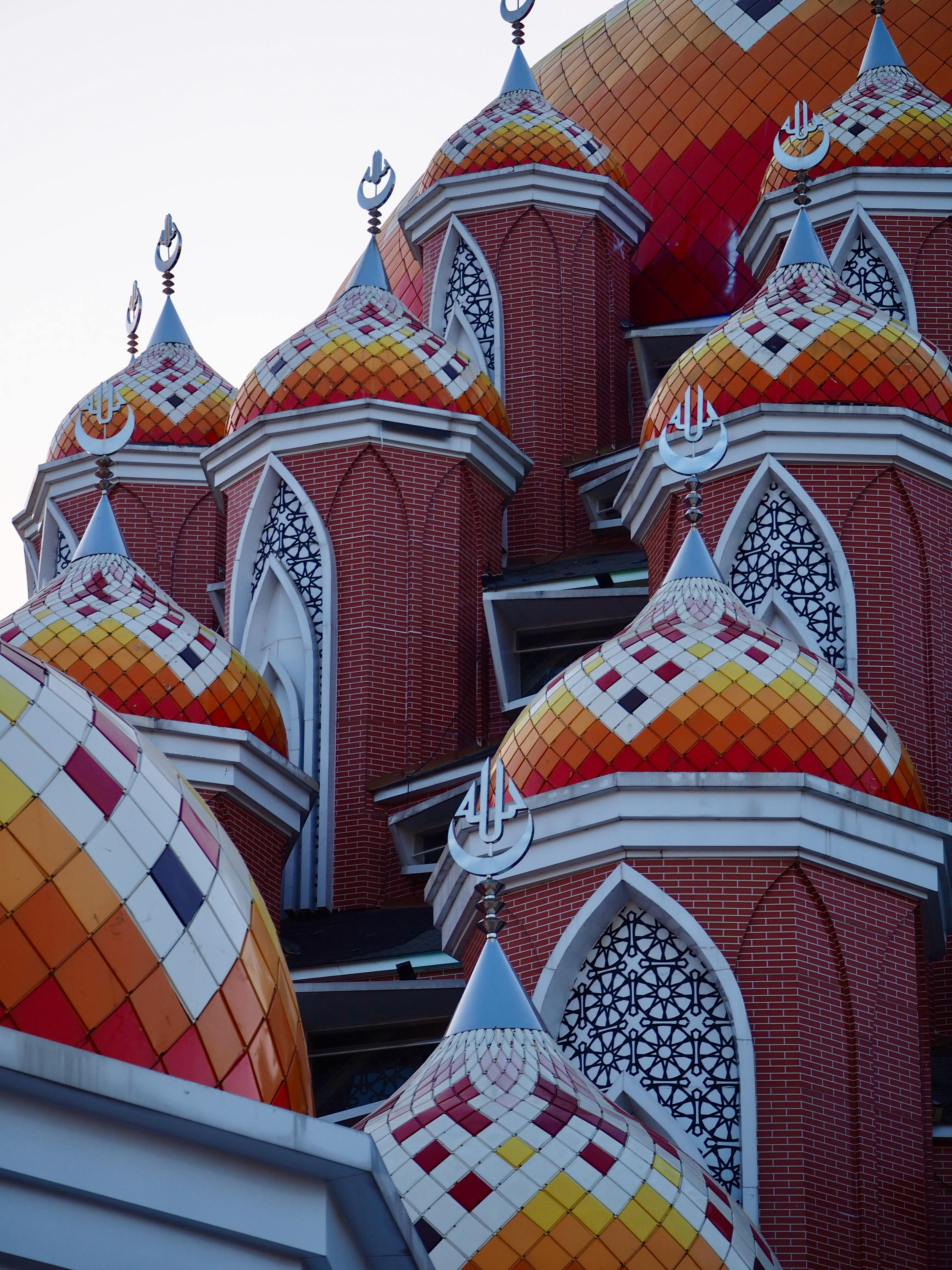 View of the 99 Domes Mosque · Free Stock Photo