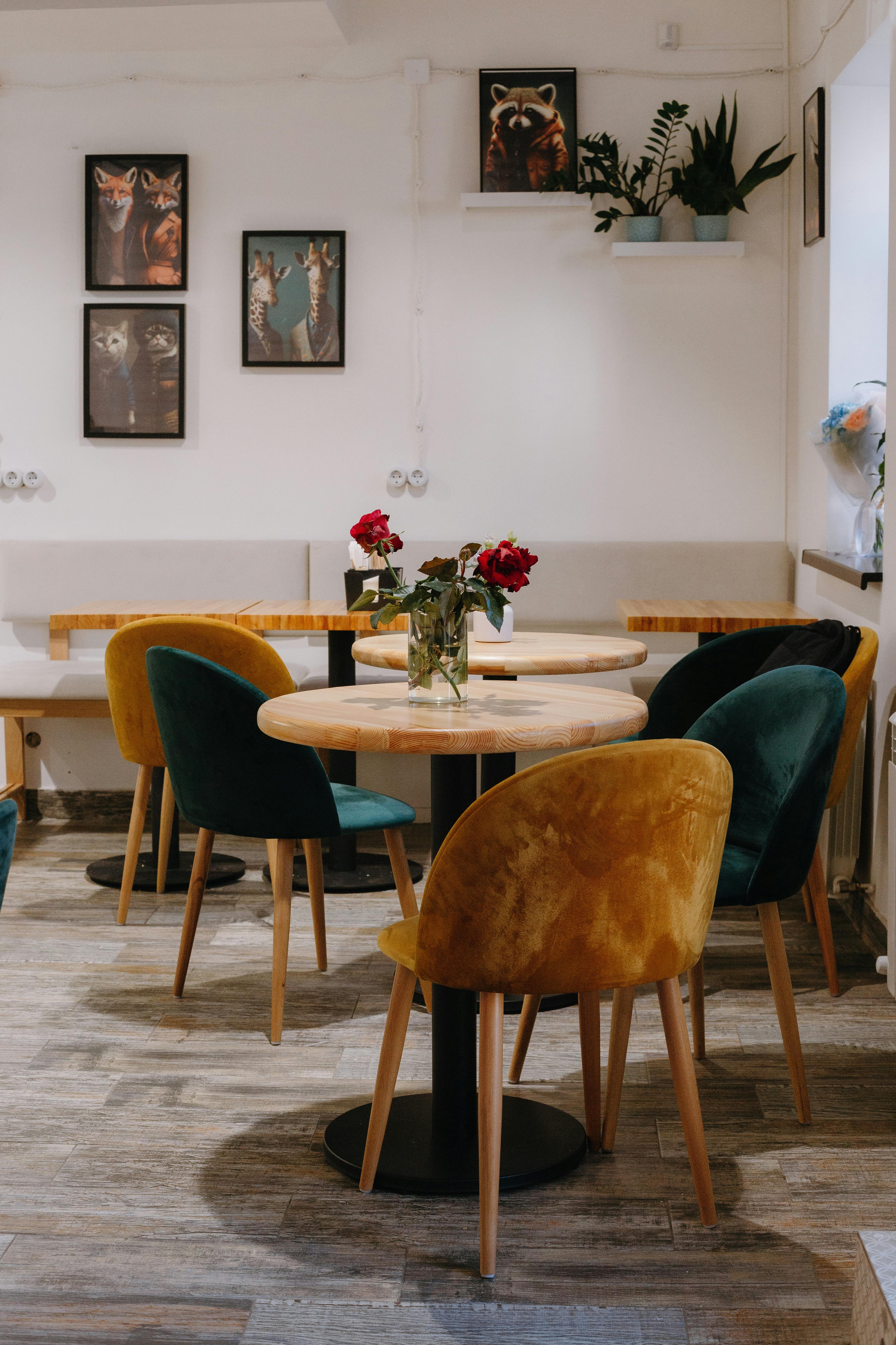 Customer Seating Photos, Download The BEST Free Customer Seating Stock ...