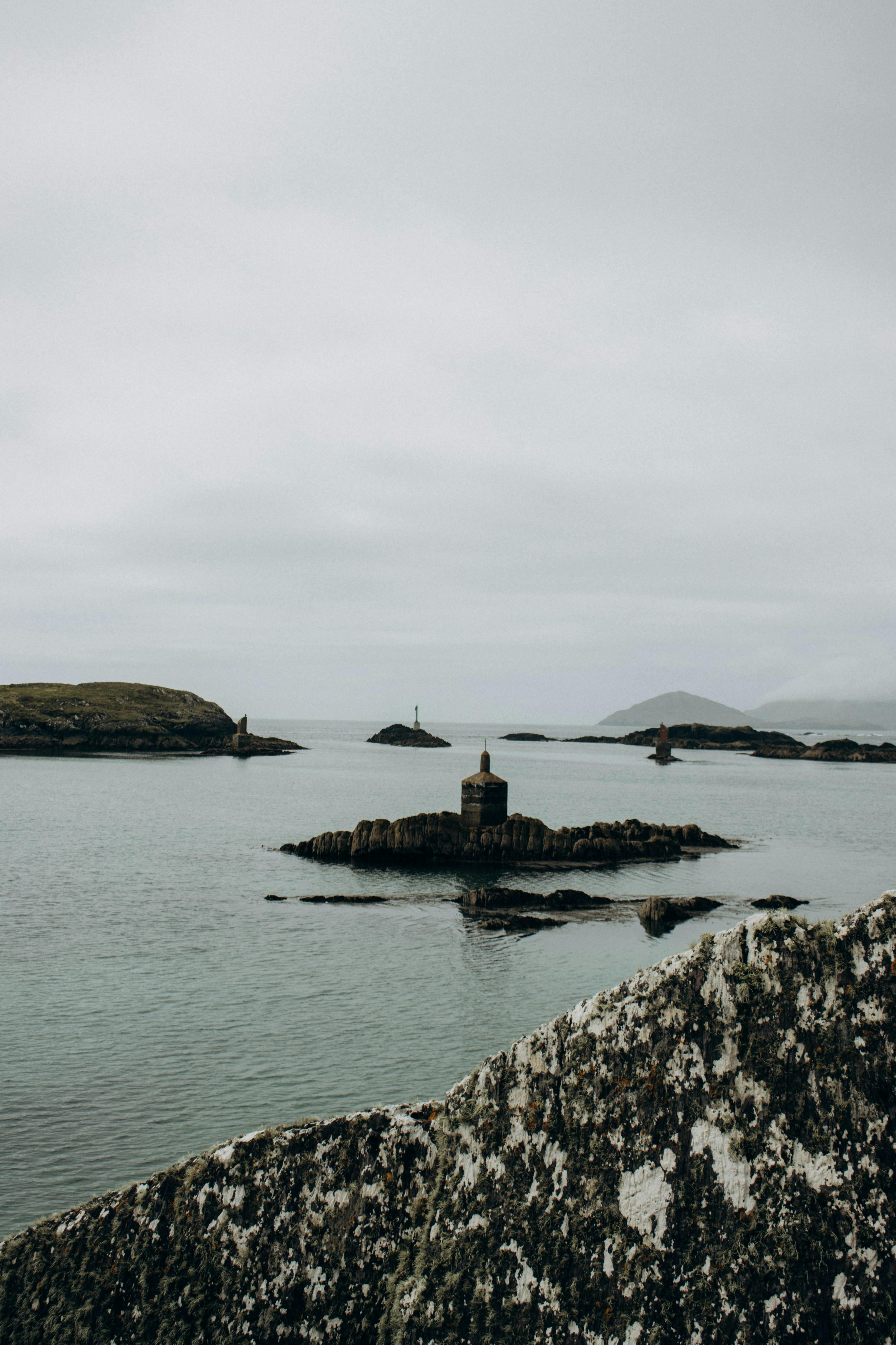 Rocks Islets Seen from Rocky Cliff · Free Stock Photo