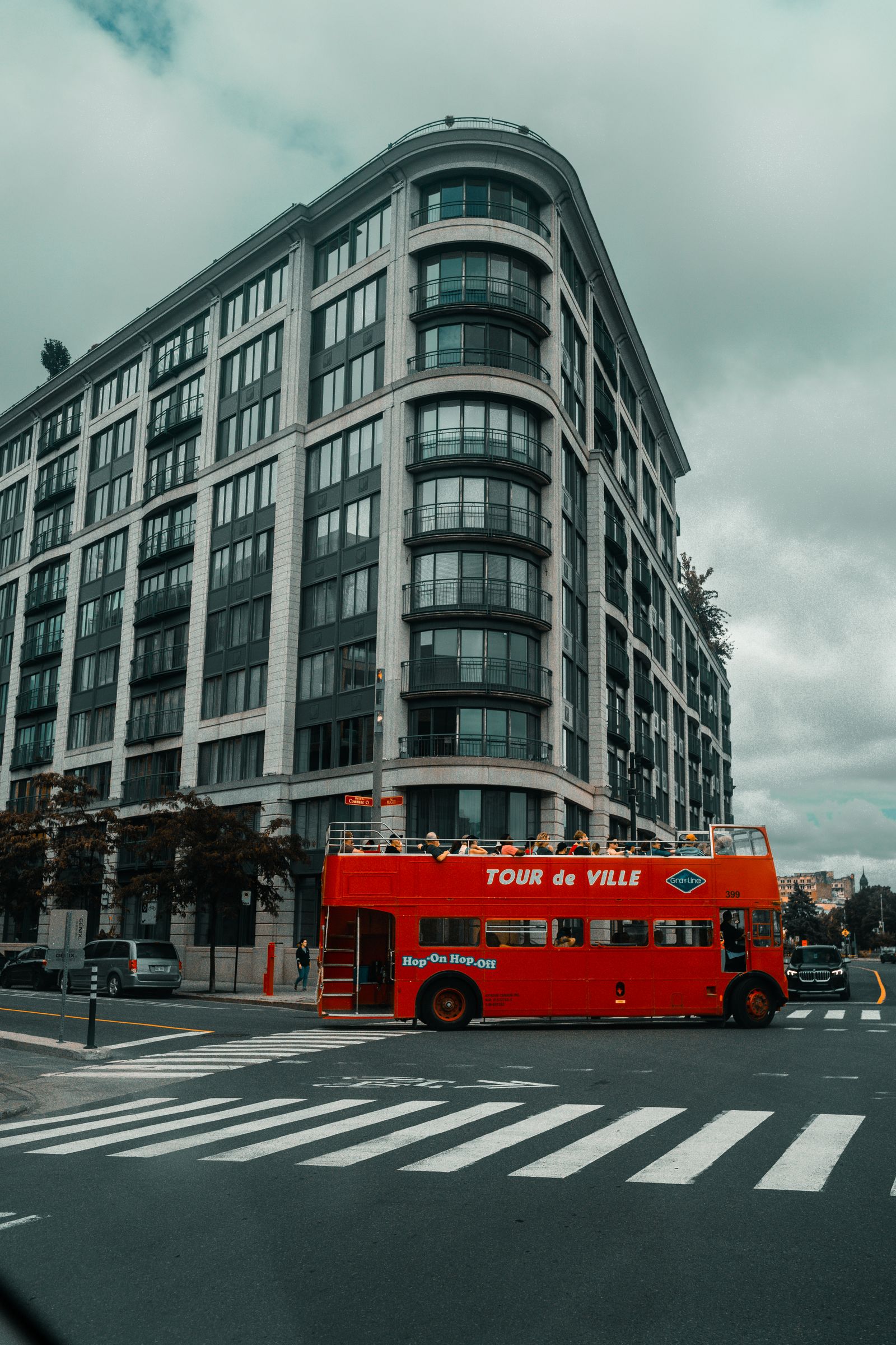Tour Bus Photos, Download The BEST Free Tour Bus Stock Photos & HD Images
