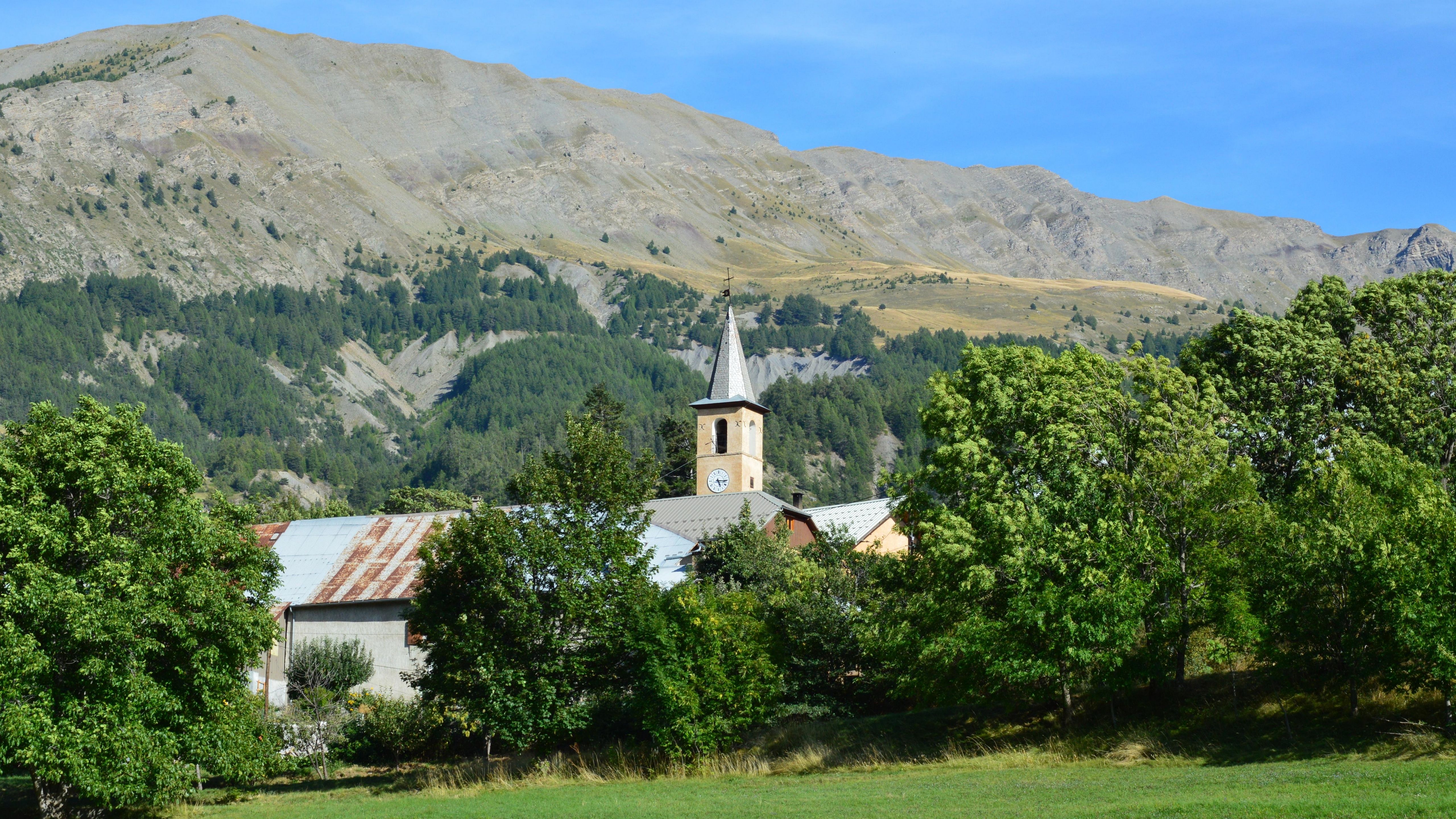 An Old Church in a Mountain Valley · Free Stock Photo