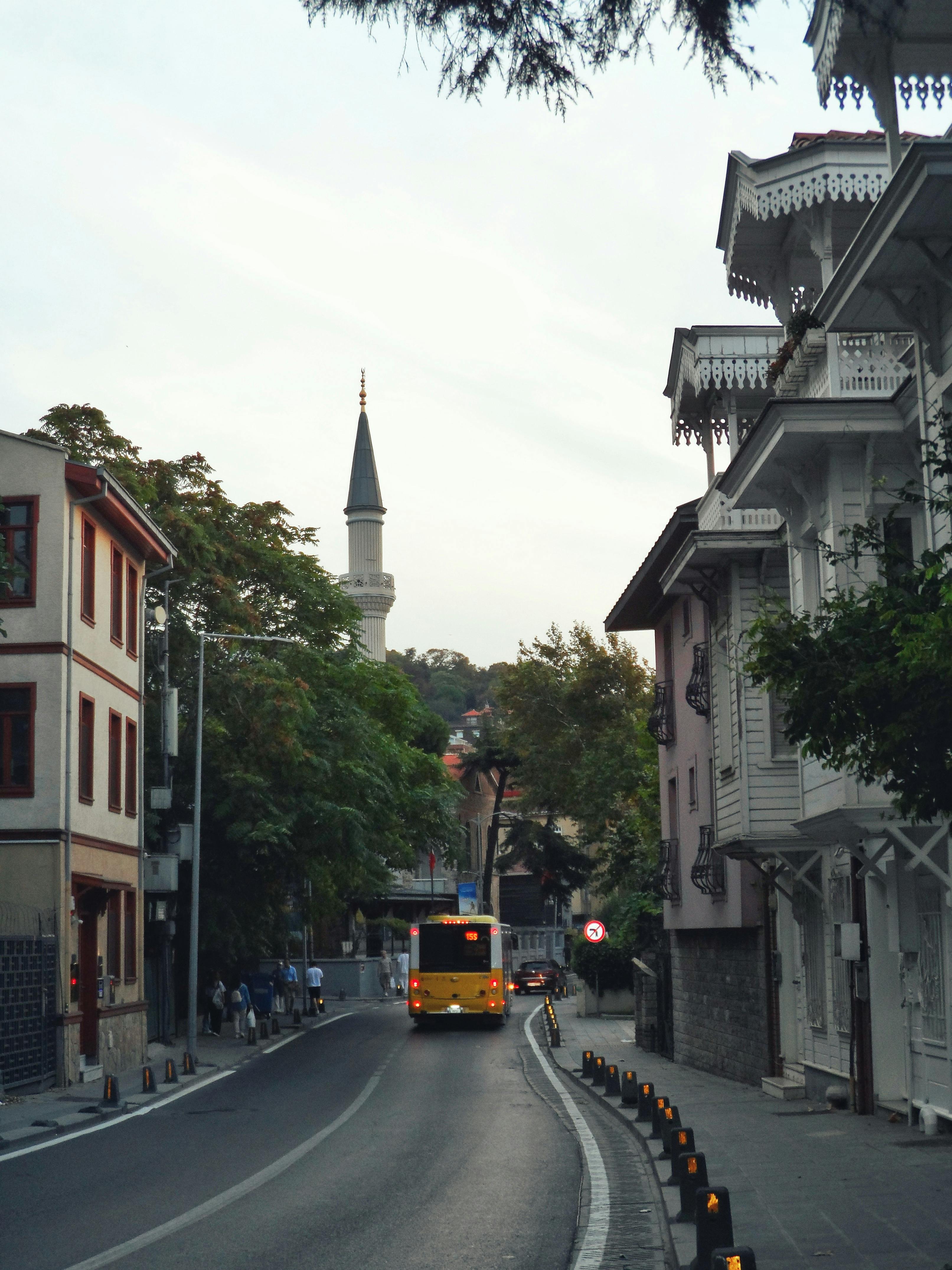 30 000+ Crop Bus banque d’images et photos libres de droit ...