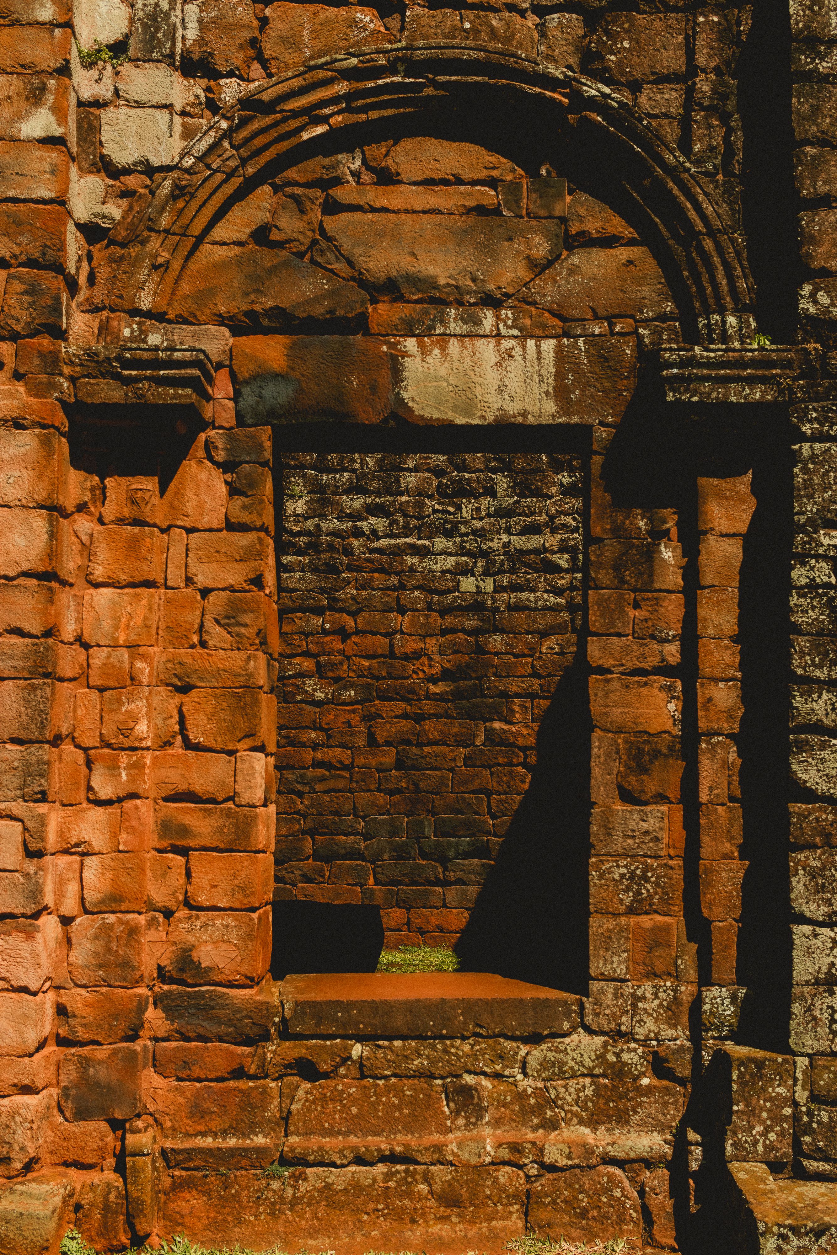 Window Opening in Stone, Medieval Building Wall · Free Stock Photo