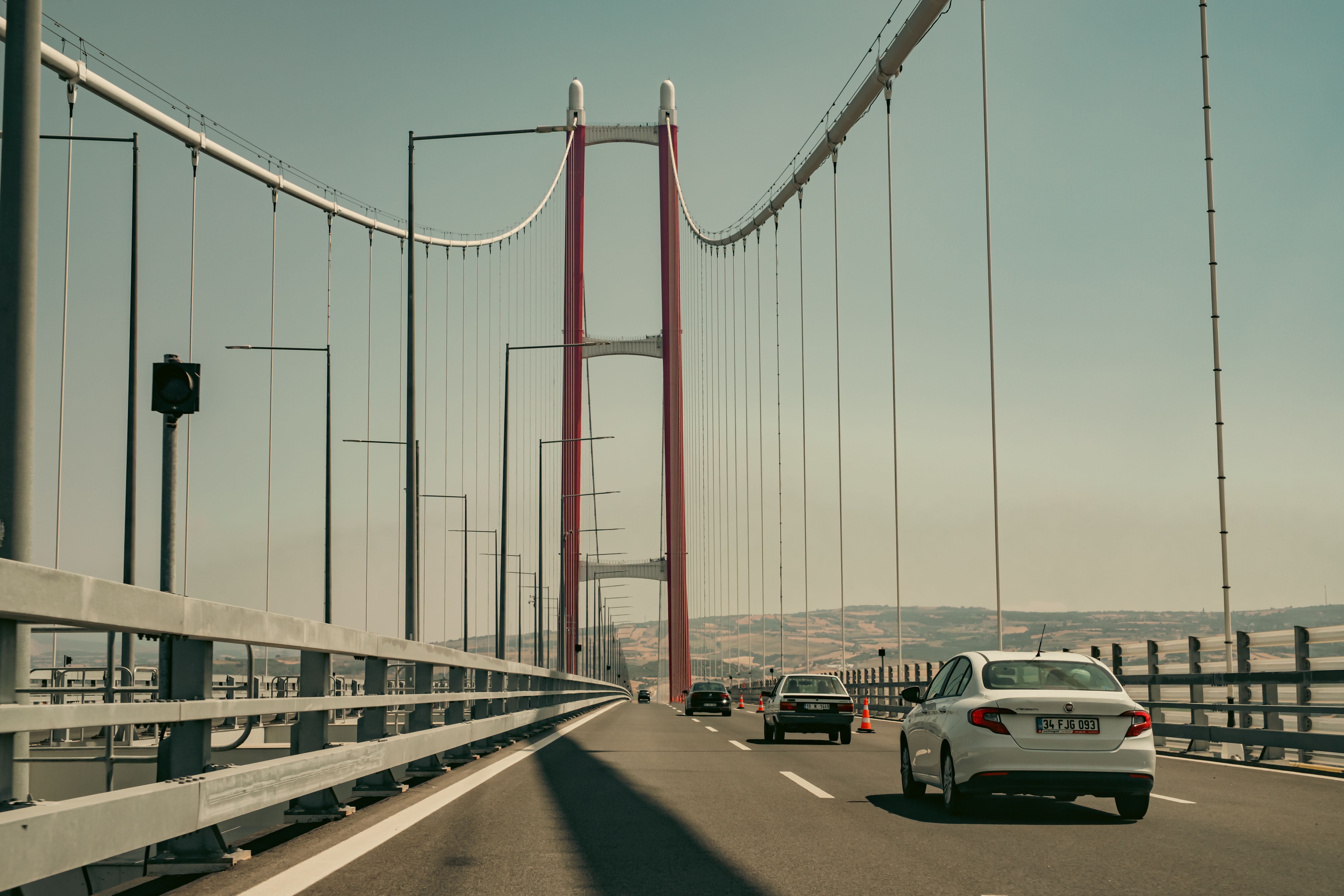Cars on Bridge · Free Stock Photo