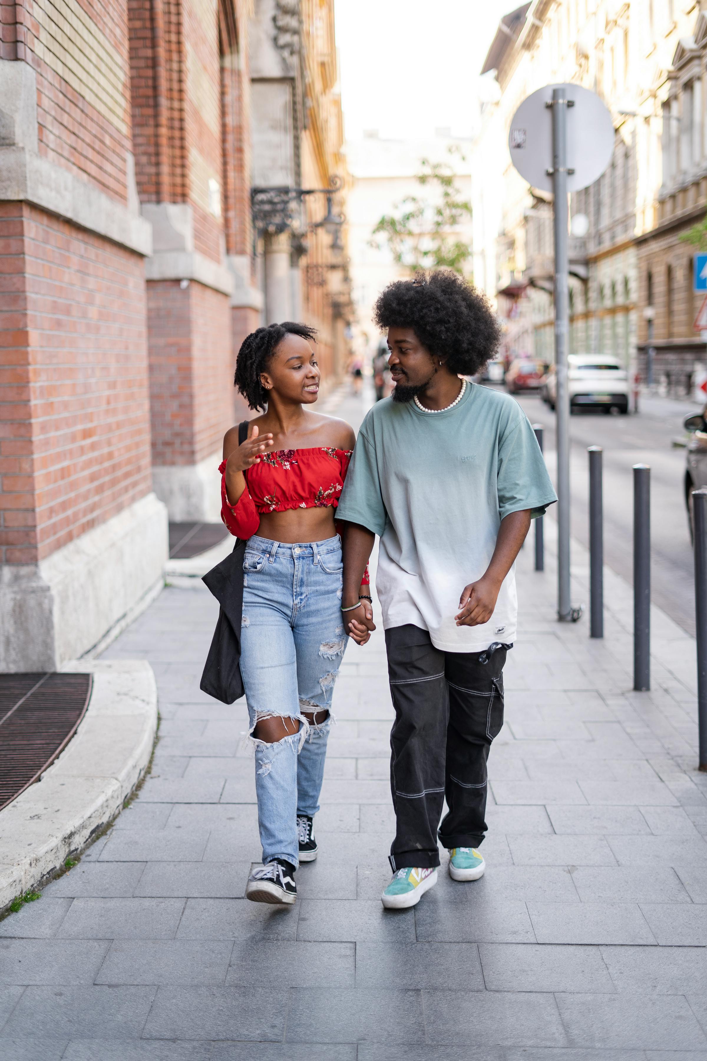 Ppl Walking Together Right Photos, Download The BEST Free Ppl Walking ...