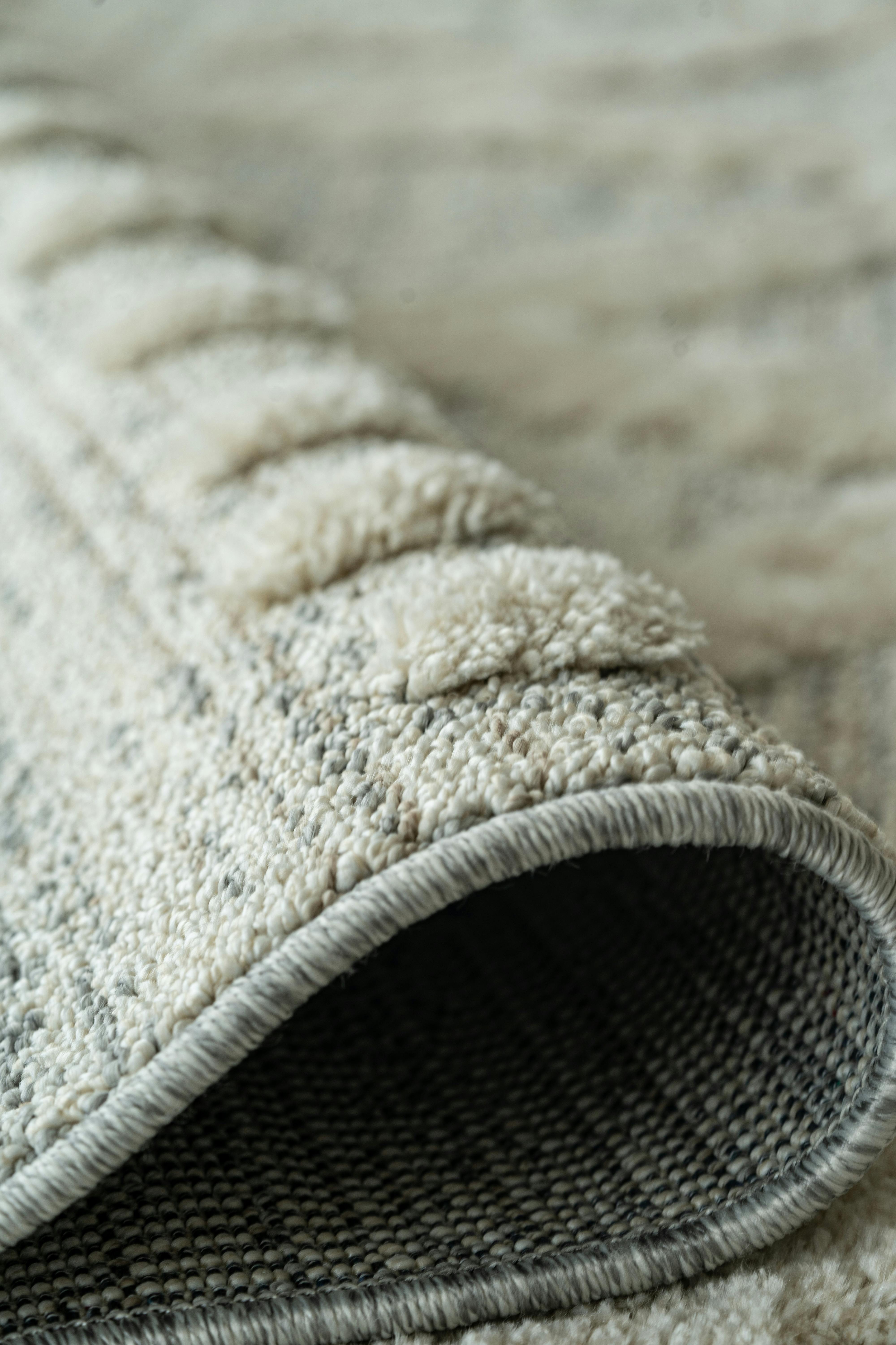 White Carpet on a Ground · Free Stock Photo