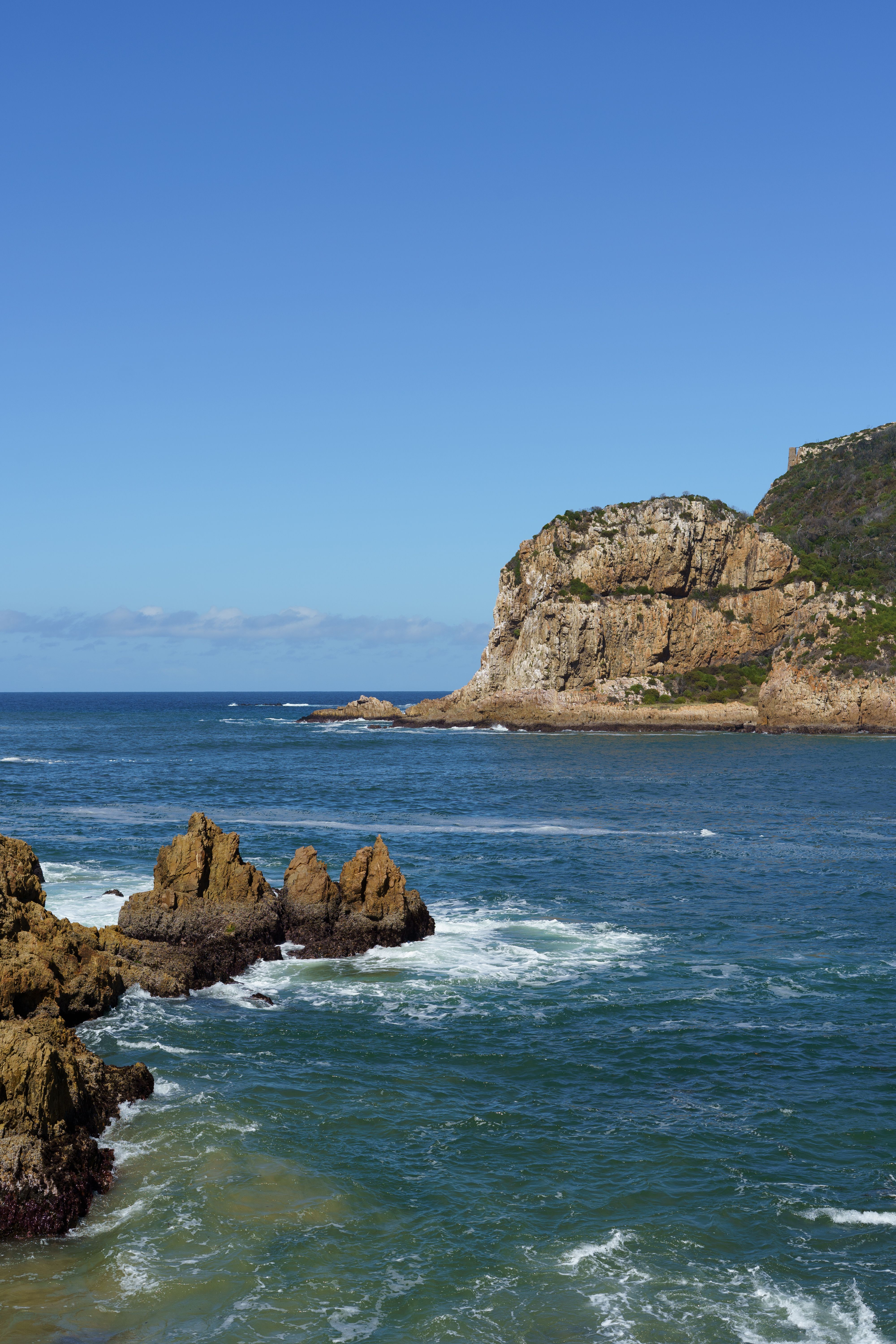 Rock Formations in Sea · Free Stock Photo