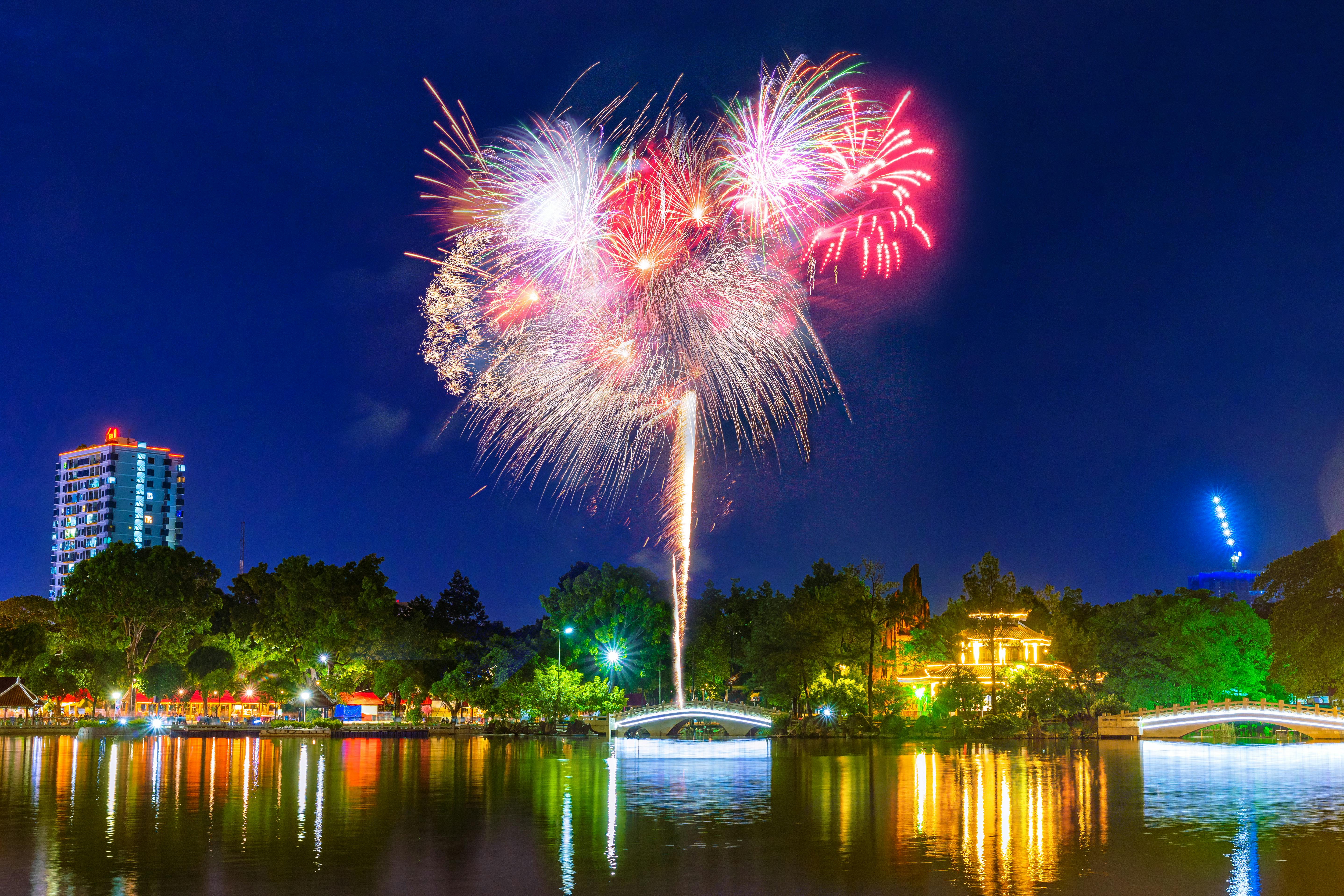 Parking Fireworks Photos, Download The BEST Free Parking Fireworks ...