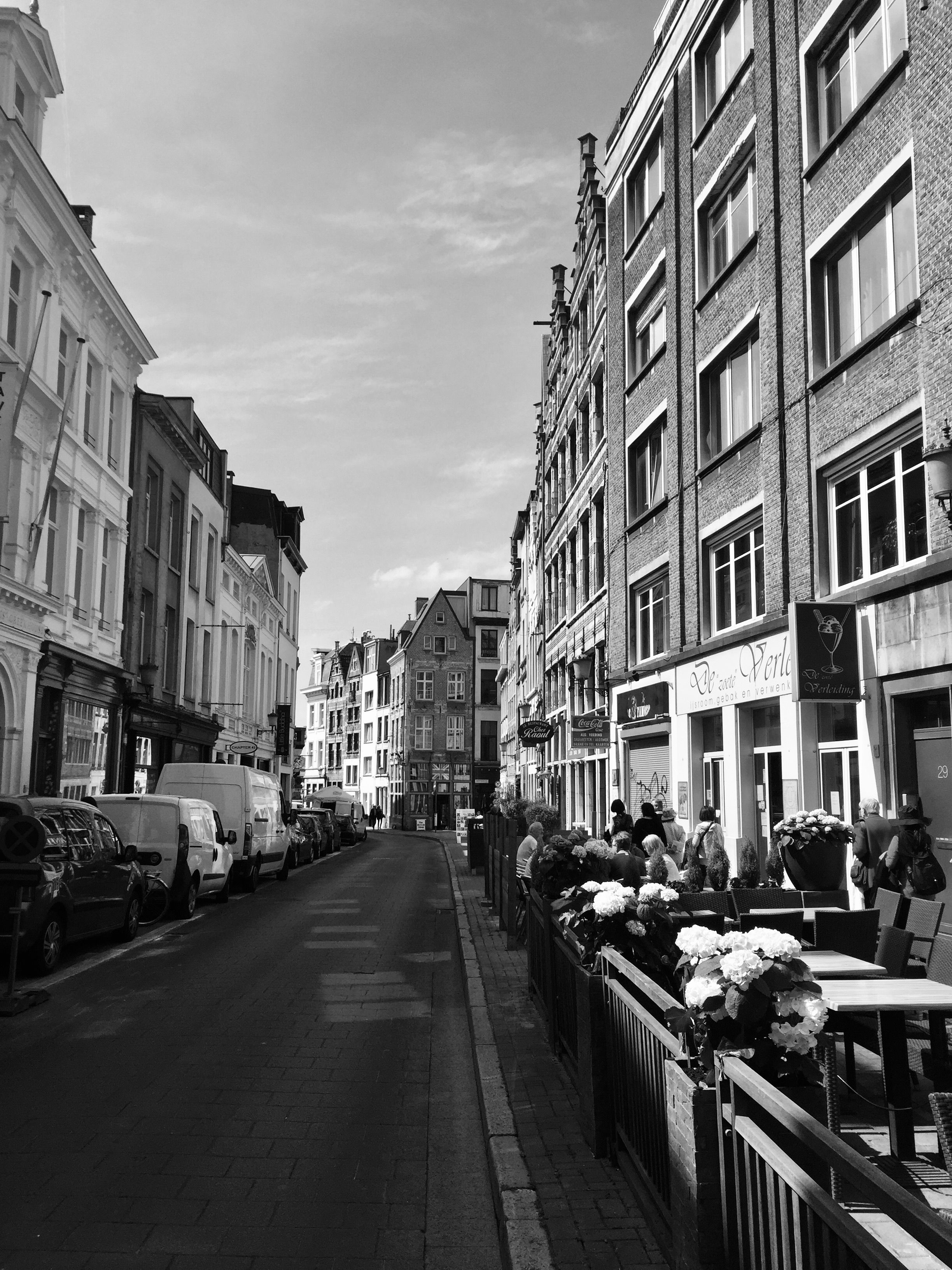 Traditional Tenements in Narrow Alley in Black and White · Free Stock Photo