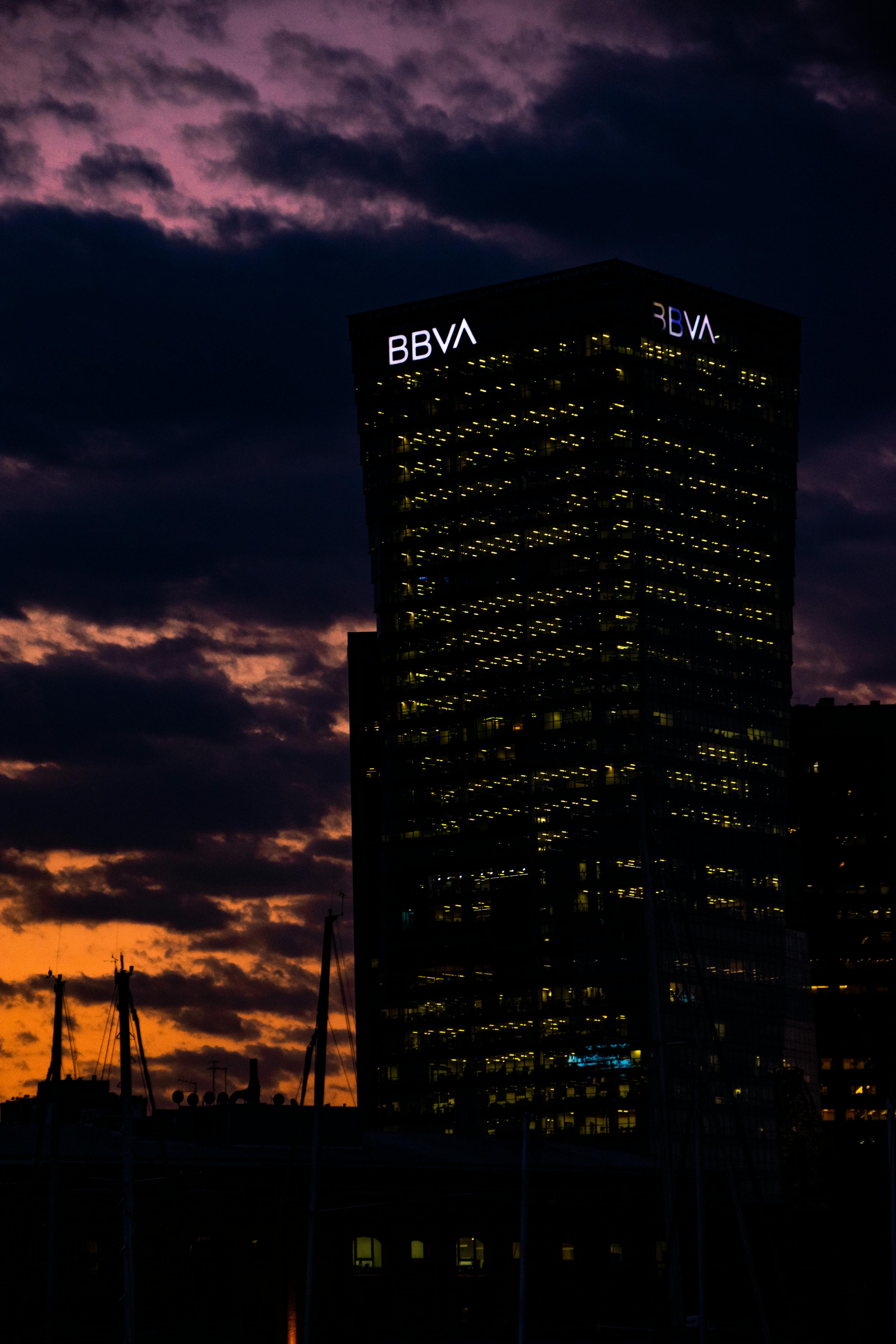 Silhouette of High Rise Building · Free Stock Photo