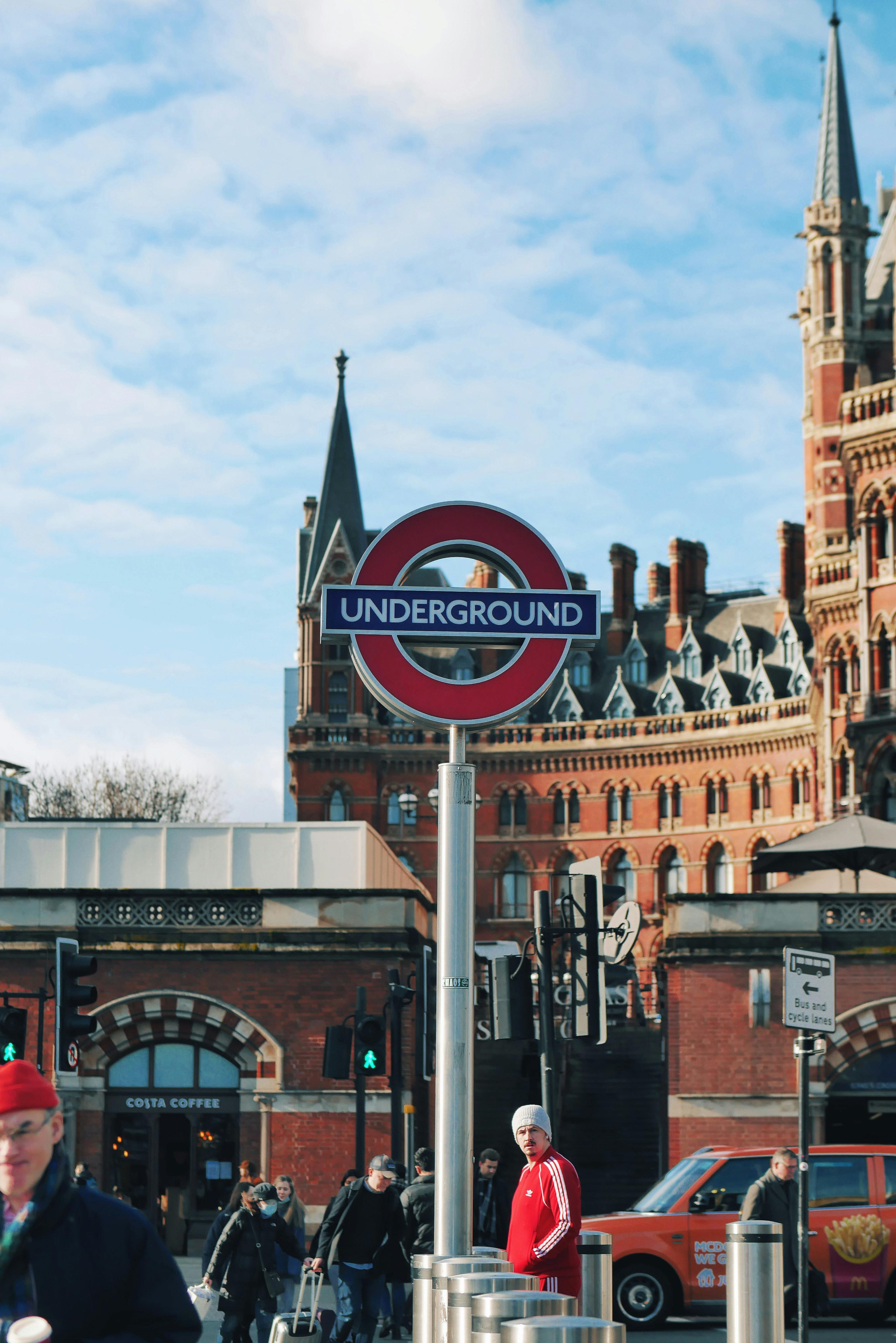 Underground Sign by St Pancras International in London · Free Stock Photo