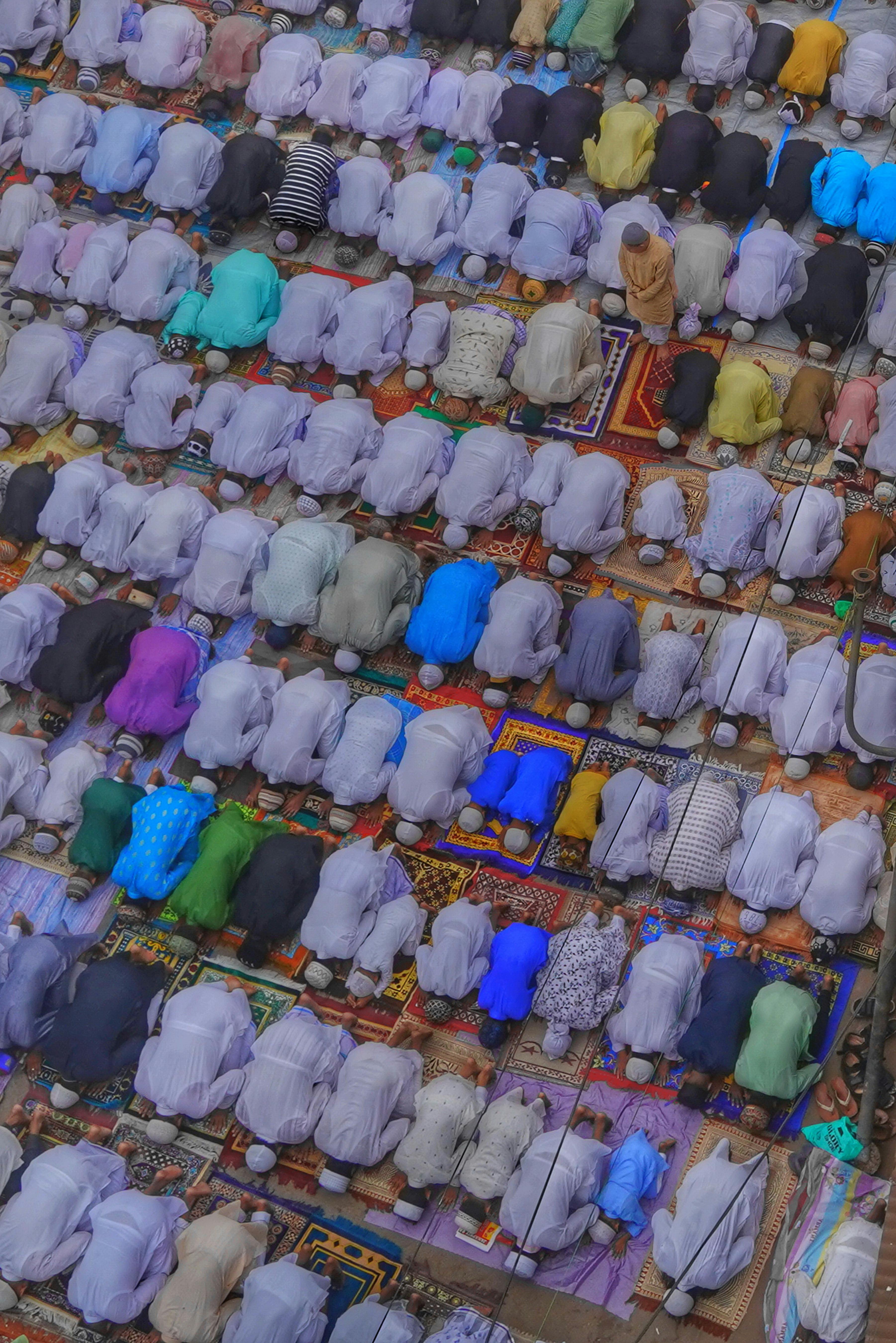 Top View of Muslim Men Praying · Free Stock Photo