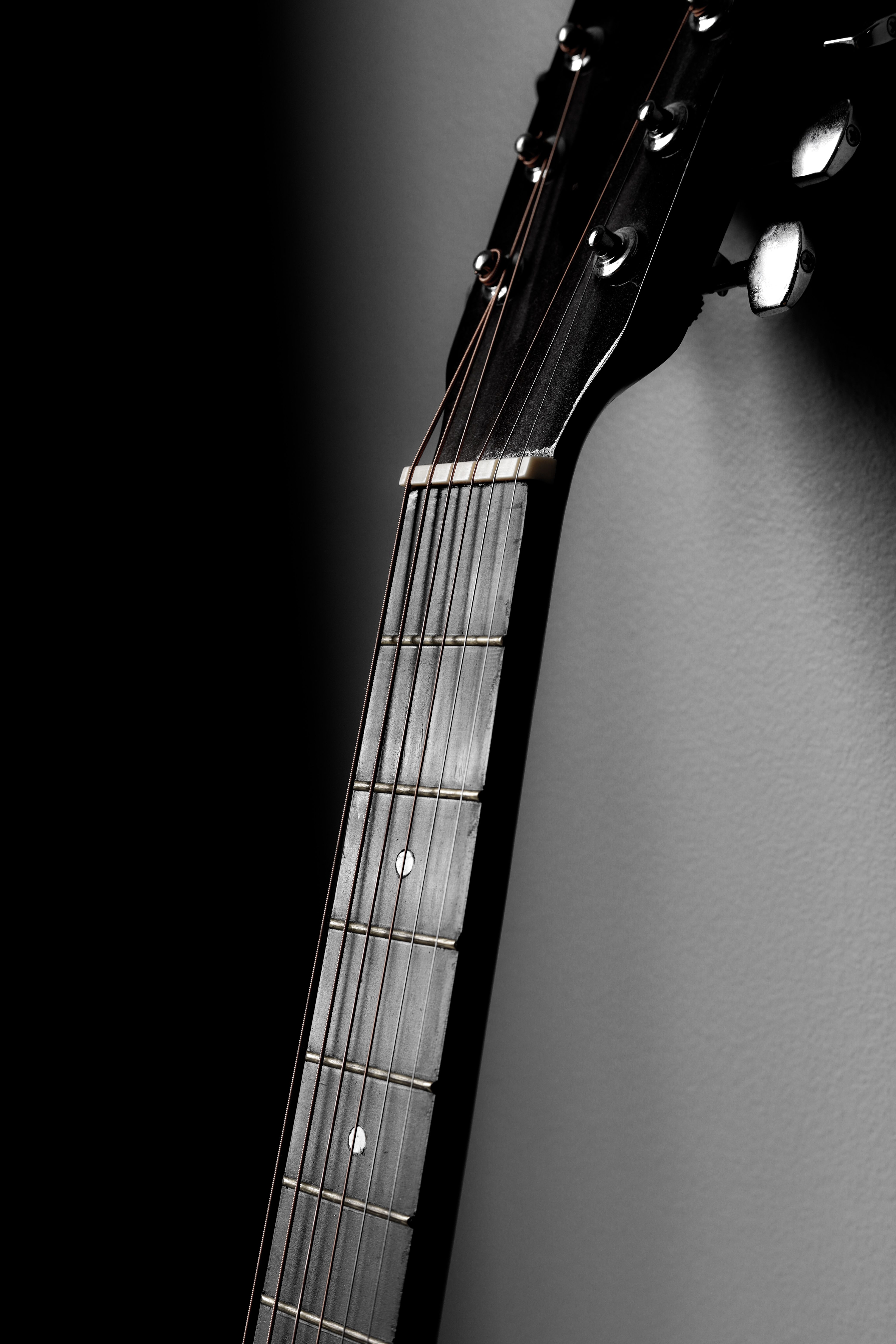Fretboard in Close Up · Free Stock Photo
