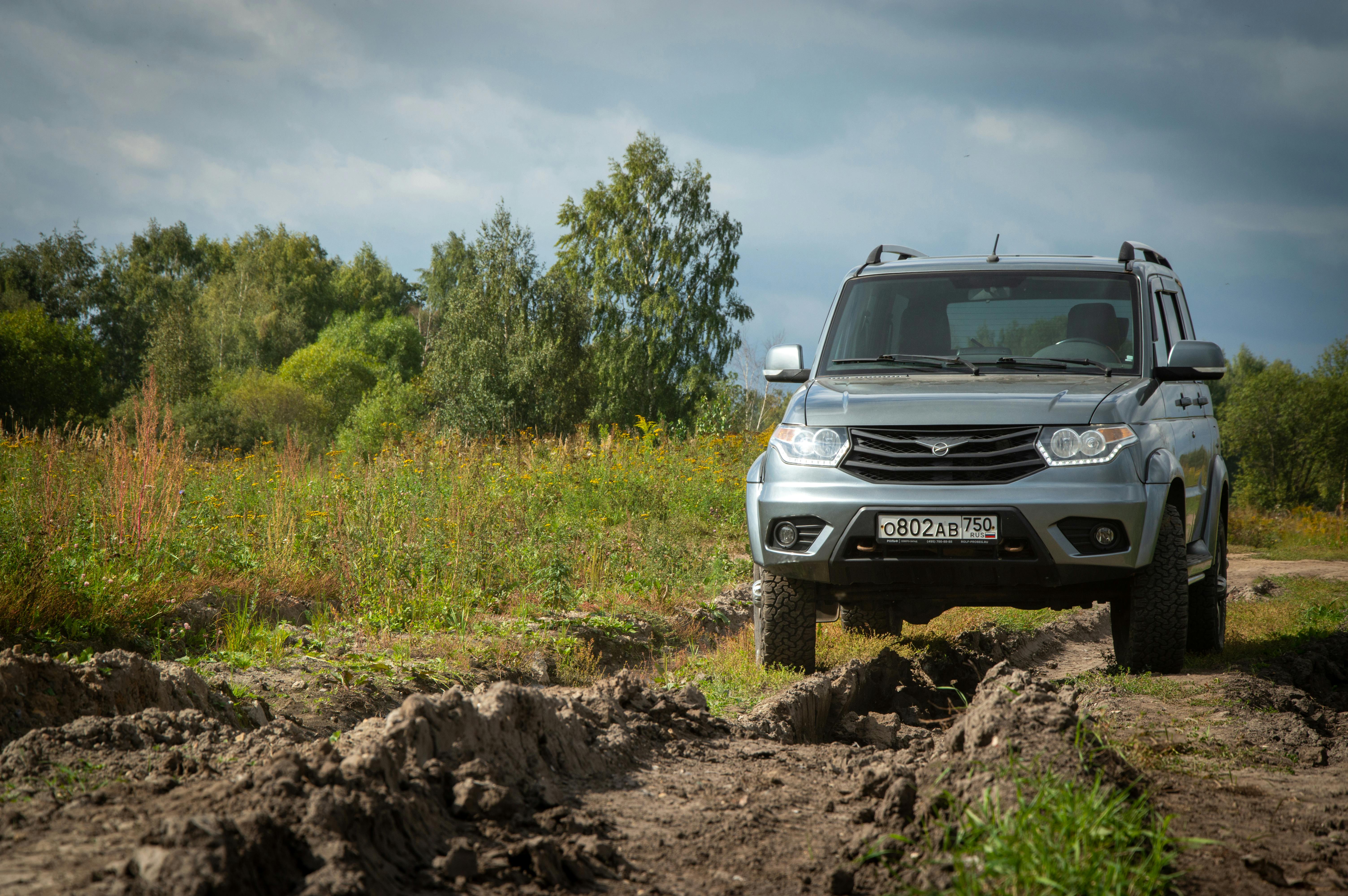UAZ Patriot Car · Free Stock Photo