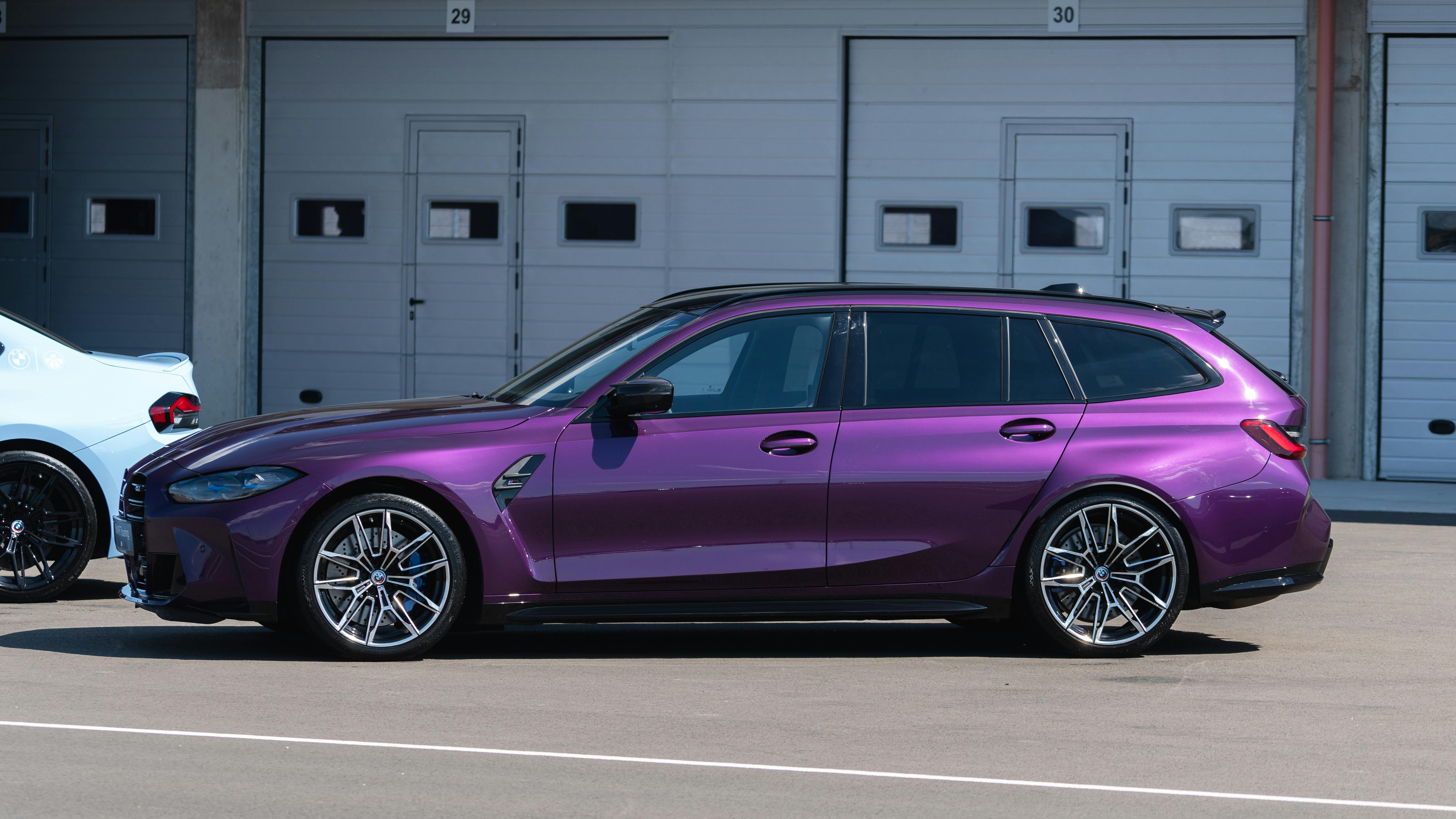 Purple BMW M3 Touring · Free Stock Photo