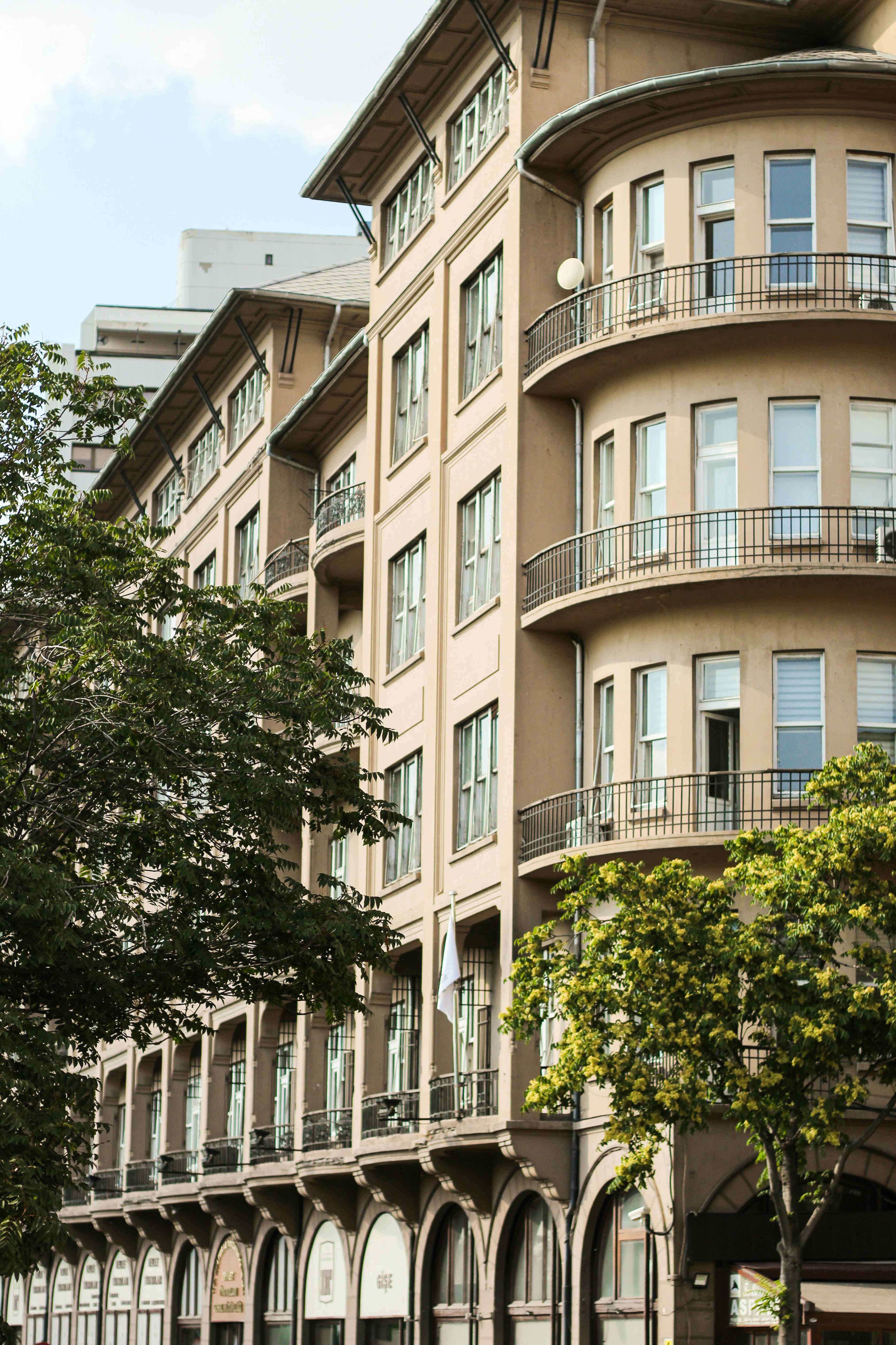 Urban Residential Building · Free Stock Photo
