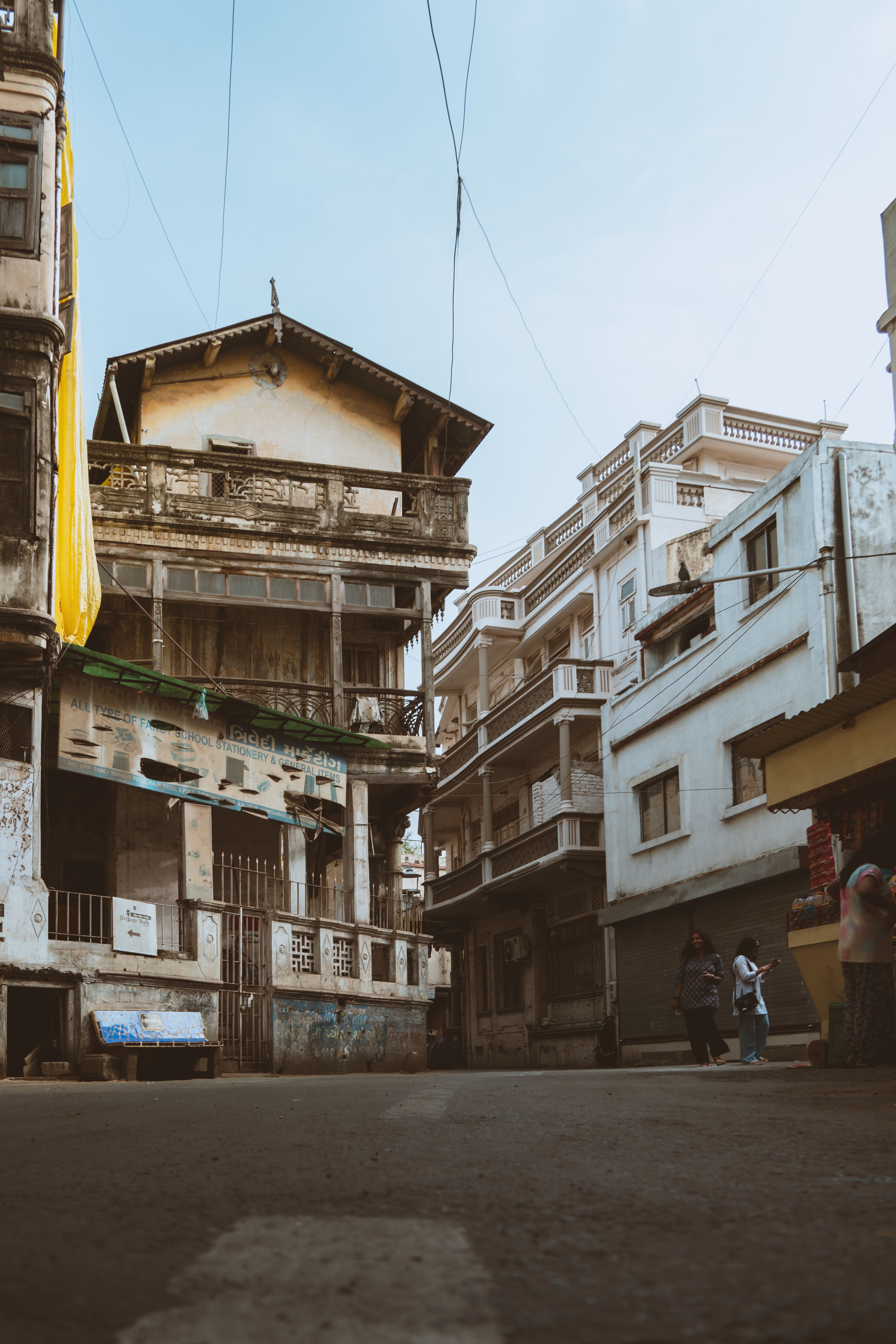 Buildings on a Street in India · Free Stock Photo
