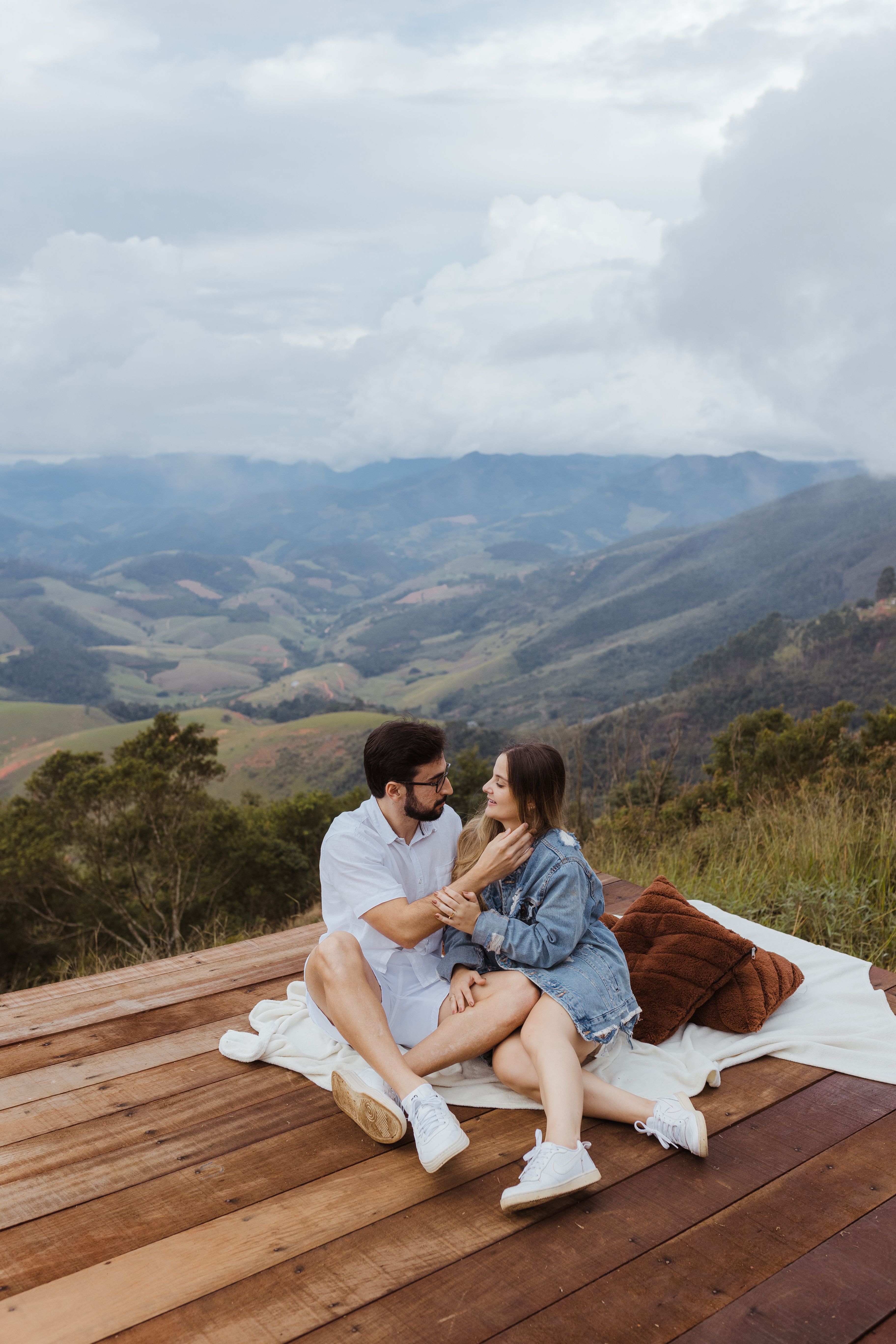Man Valley Man Photos, Download The BEST Free Man Valley Man Stock ...