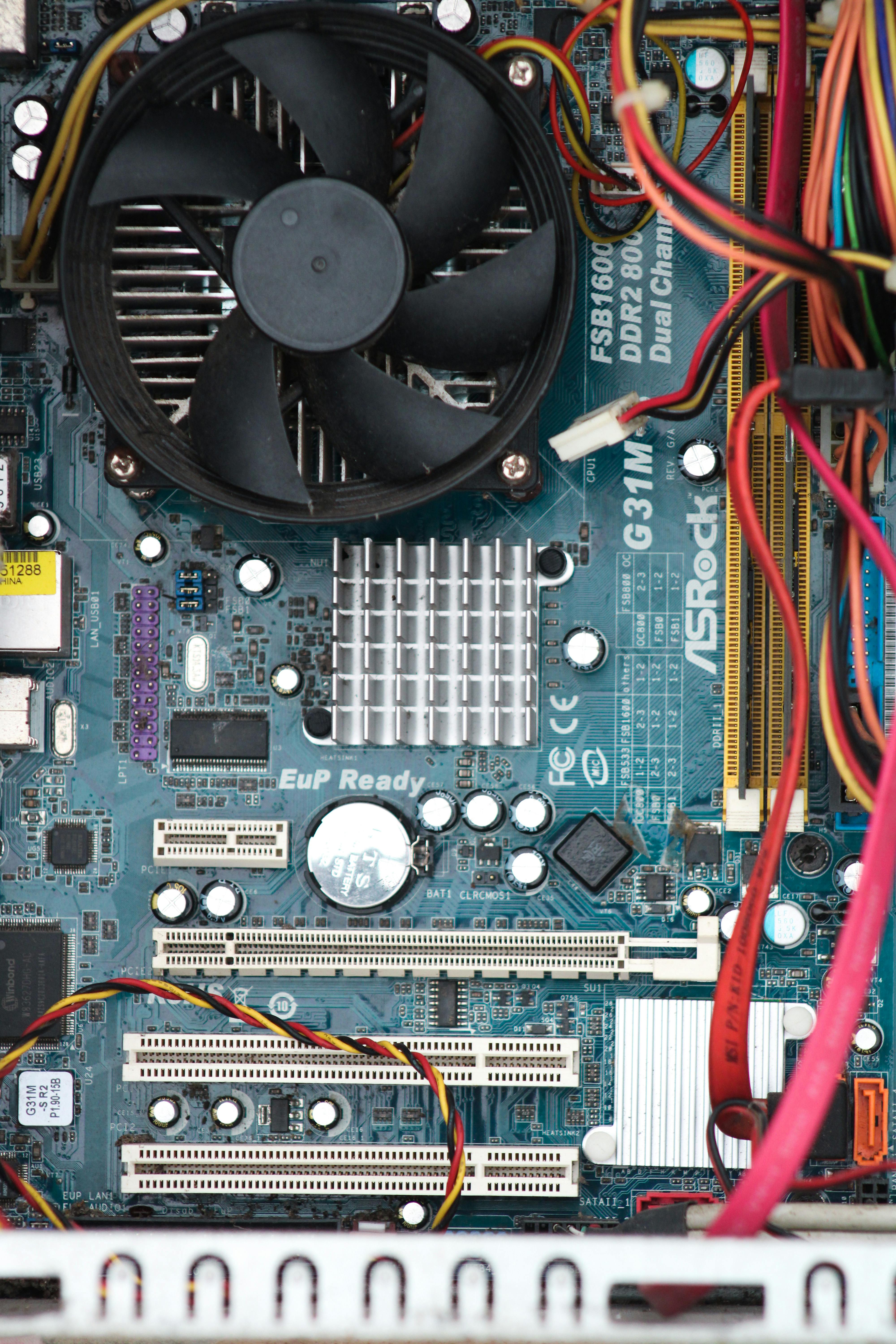 Personal computer motherboard · Free Stock Photo