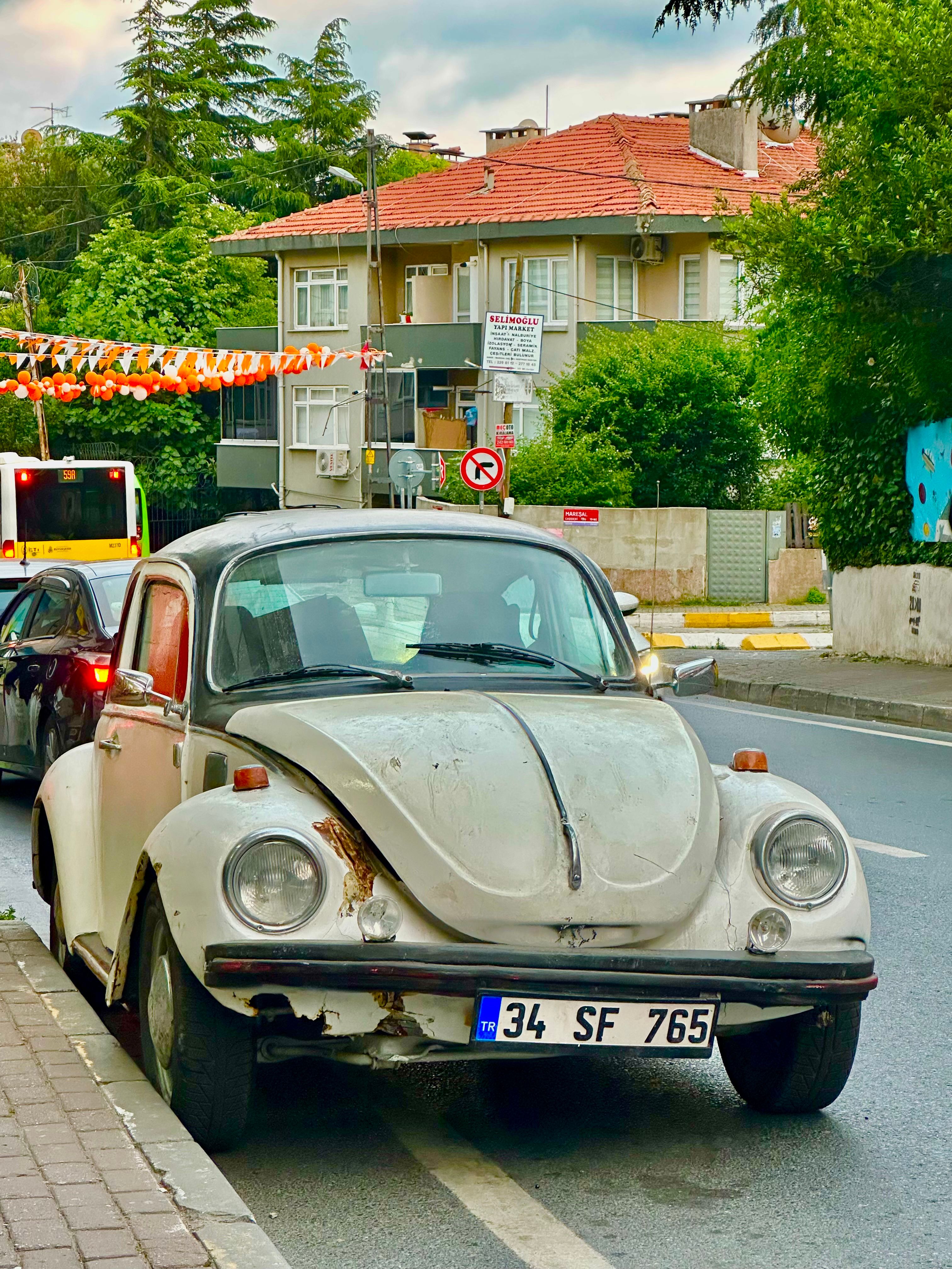 Rusty Yellow Cars on the Road · Free Stock Photo