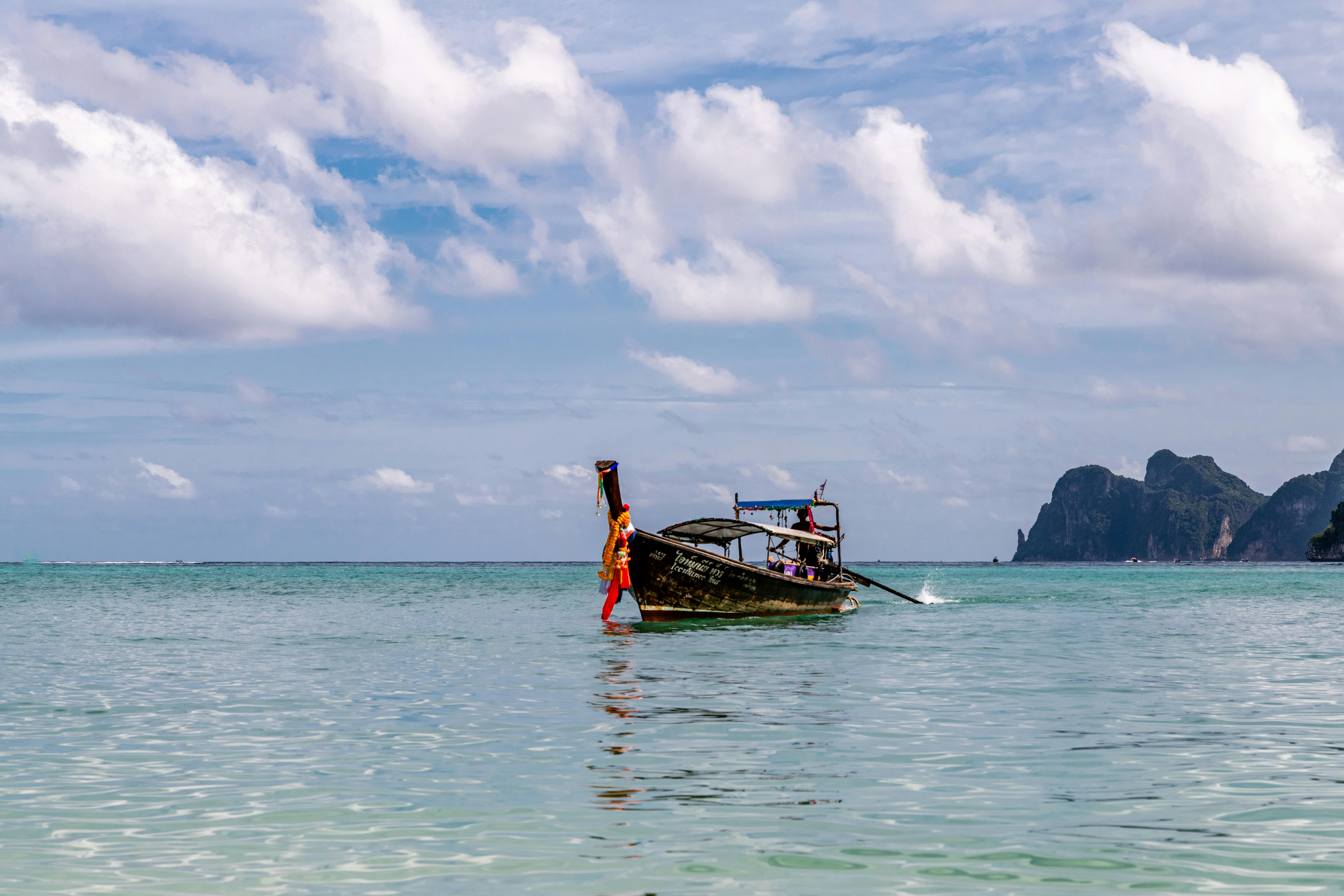 Floating Beach In Phuket Photos, Download The BEST Free Floating Beach ...