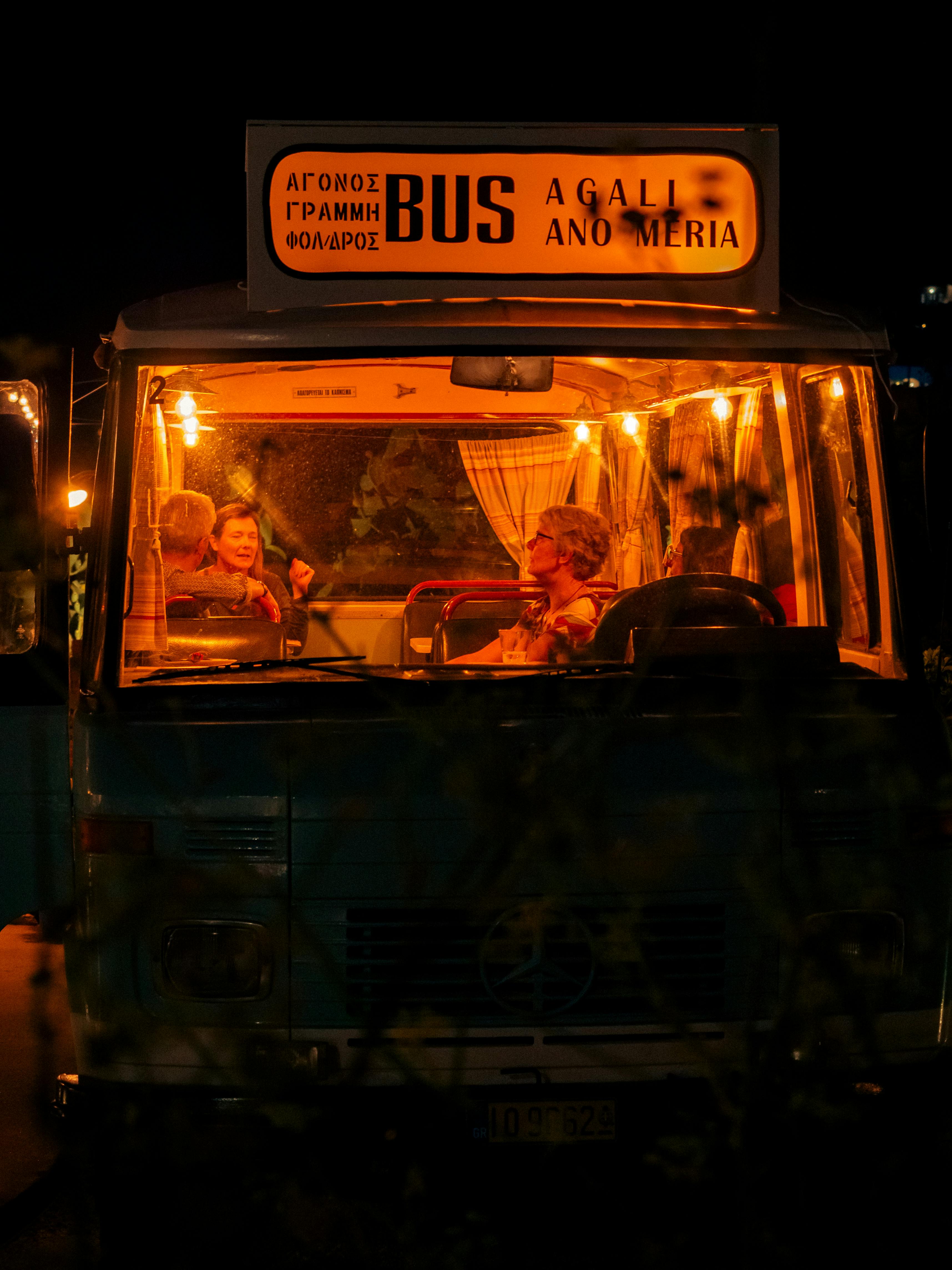People in Bus at Night · Free Stock Photo