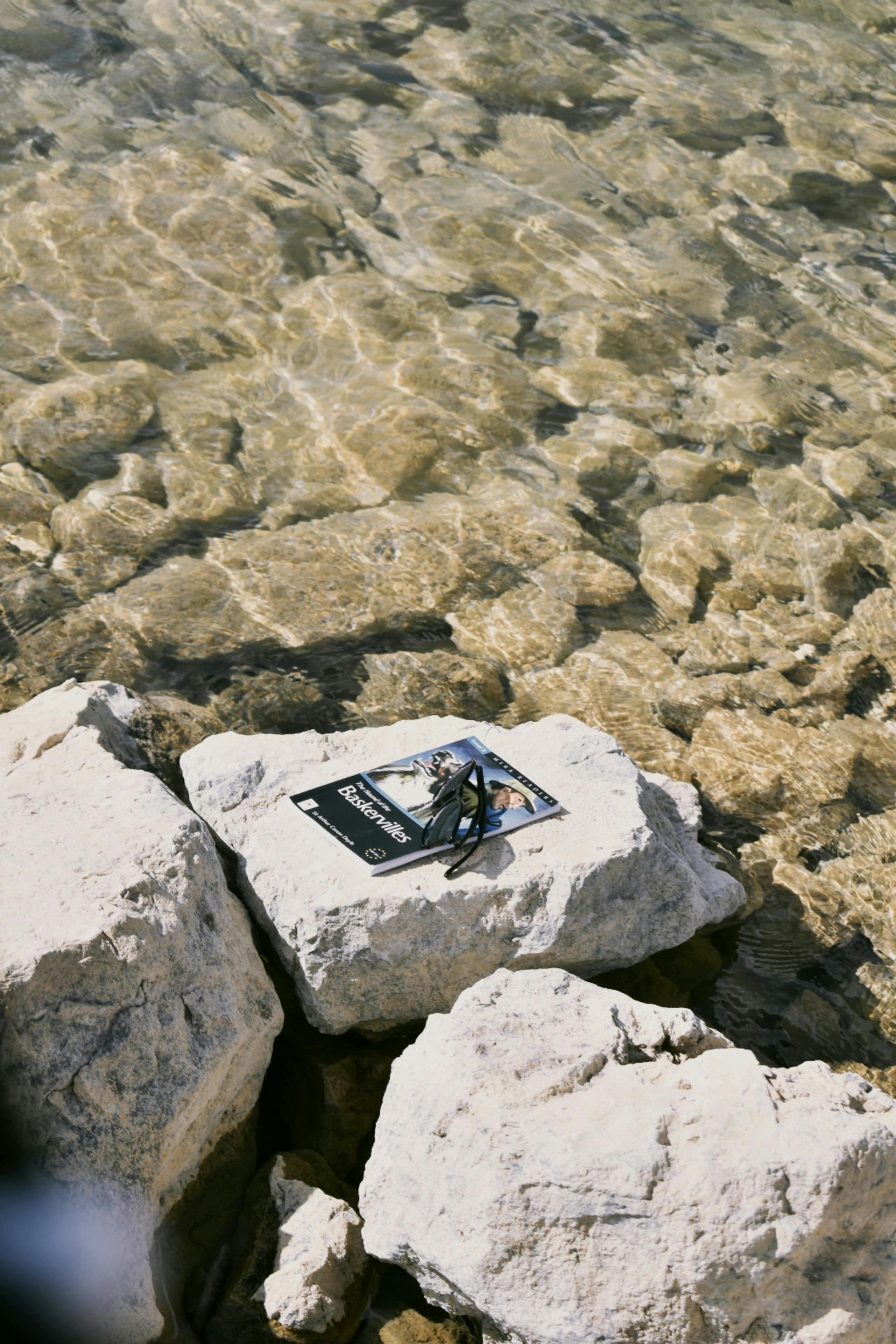 Magazine Texture Photos, Download The BEST Free Magazine Texture Stock ...