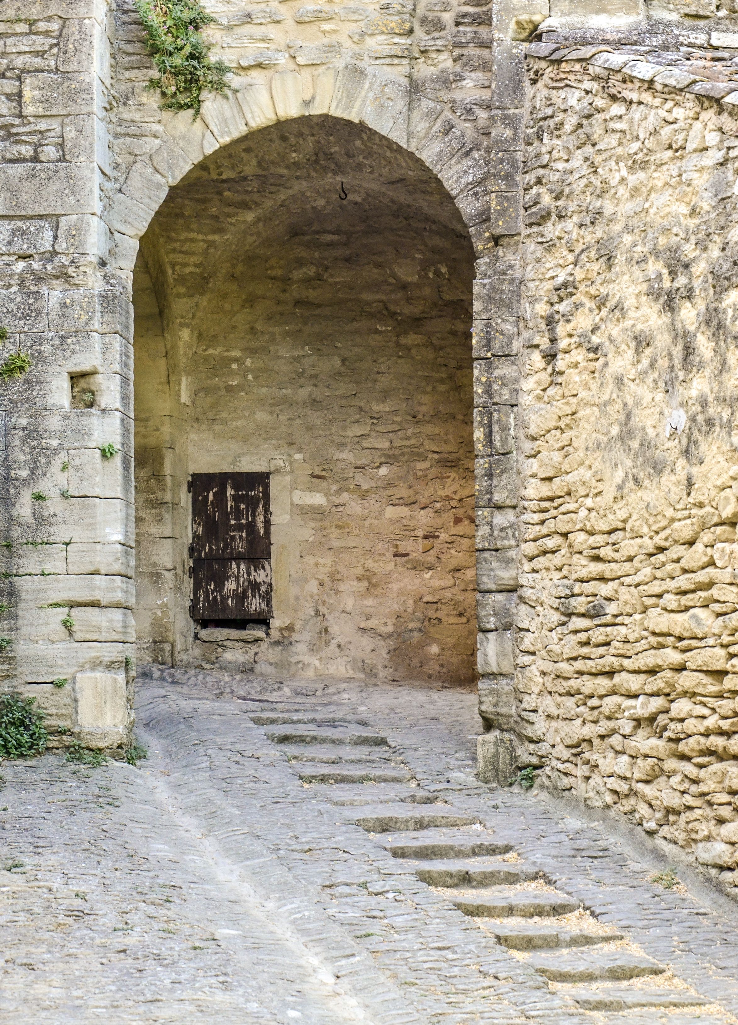 Gate in Castle · Free Stock Photo