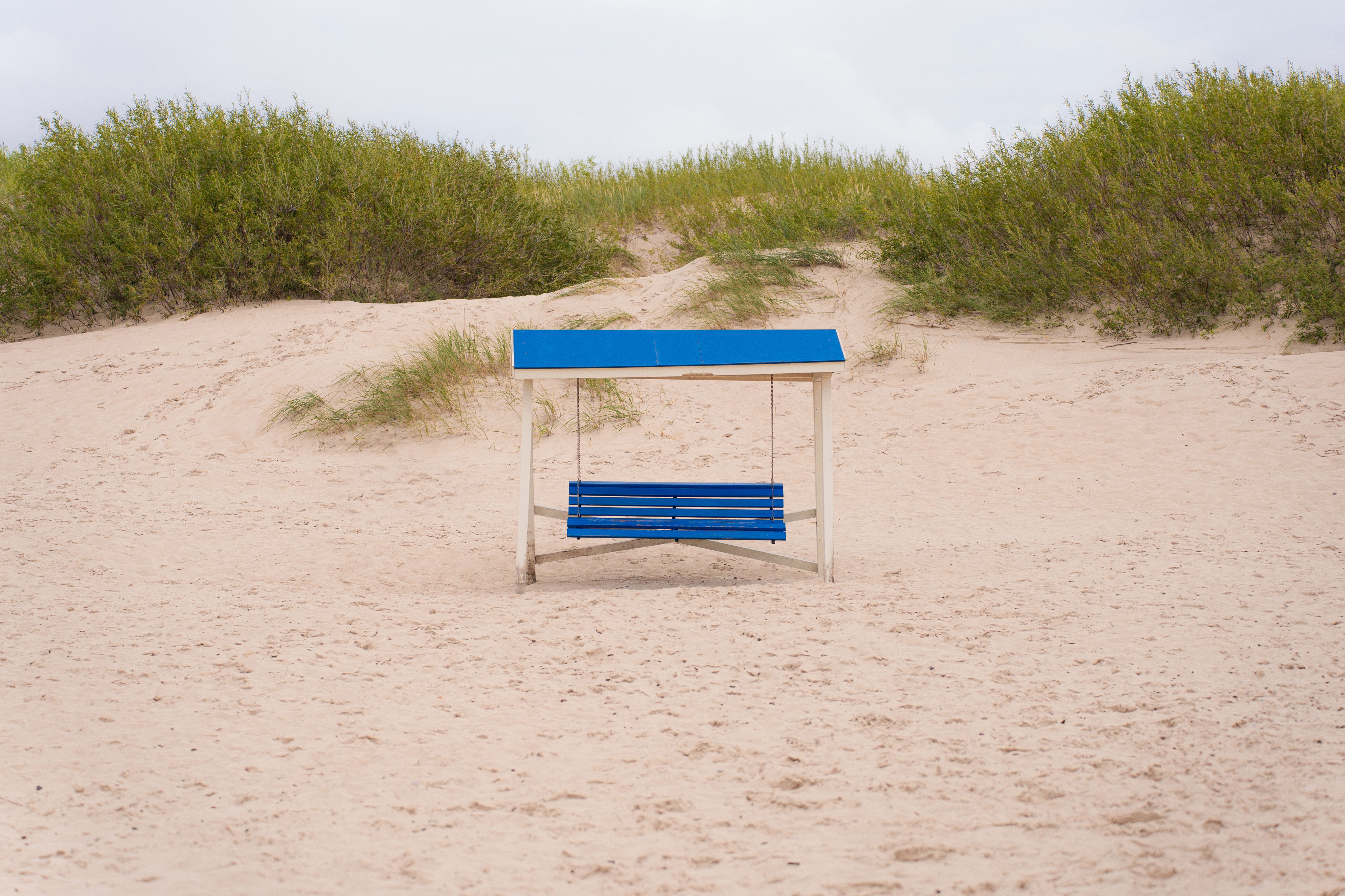 Bench Swing on Beach · Free Stock Photo