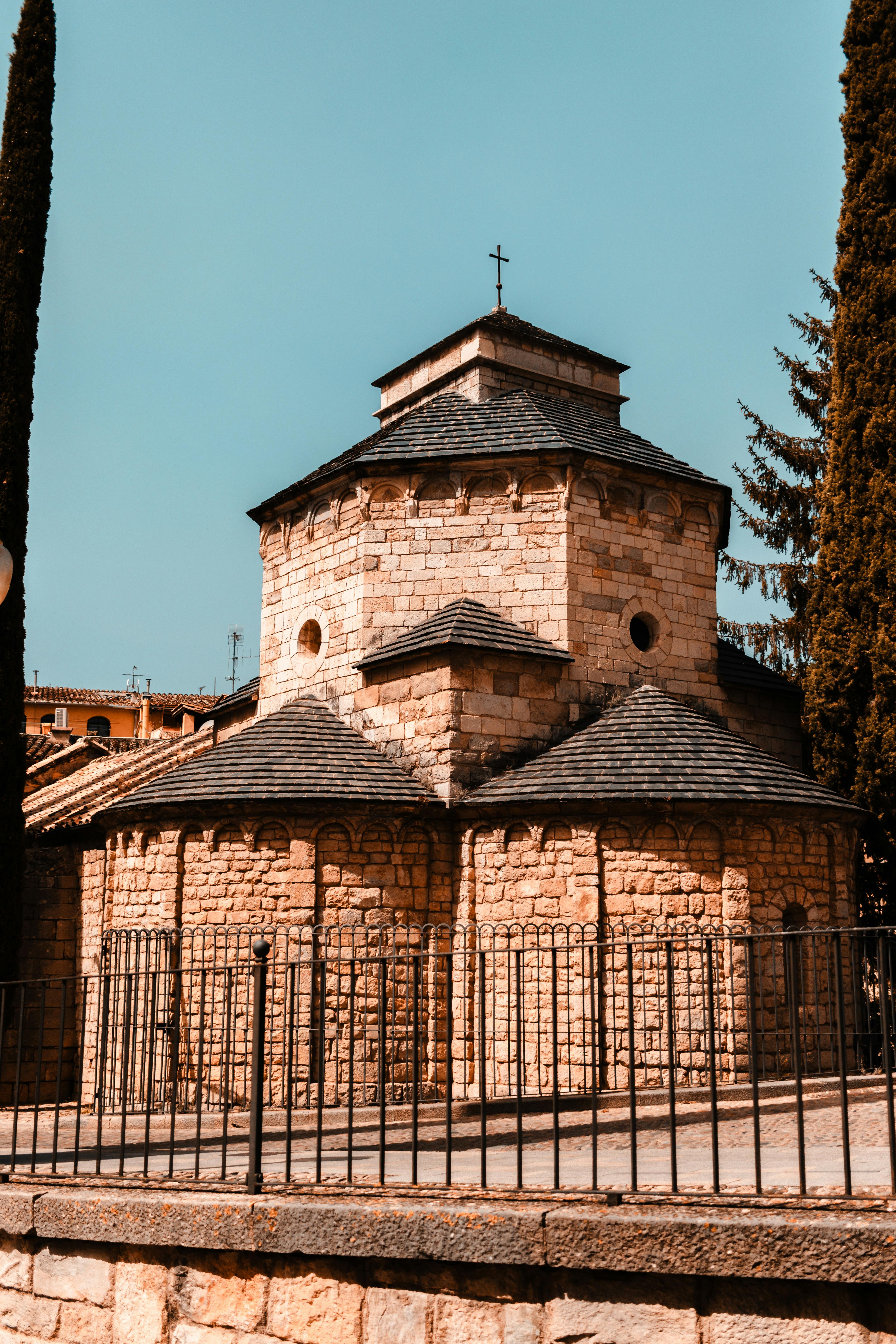 Foto de stock gratuita sobre capilla, capilla de sant nicolás, católico ...