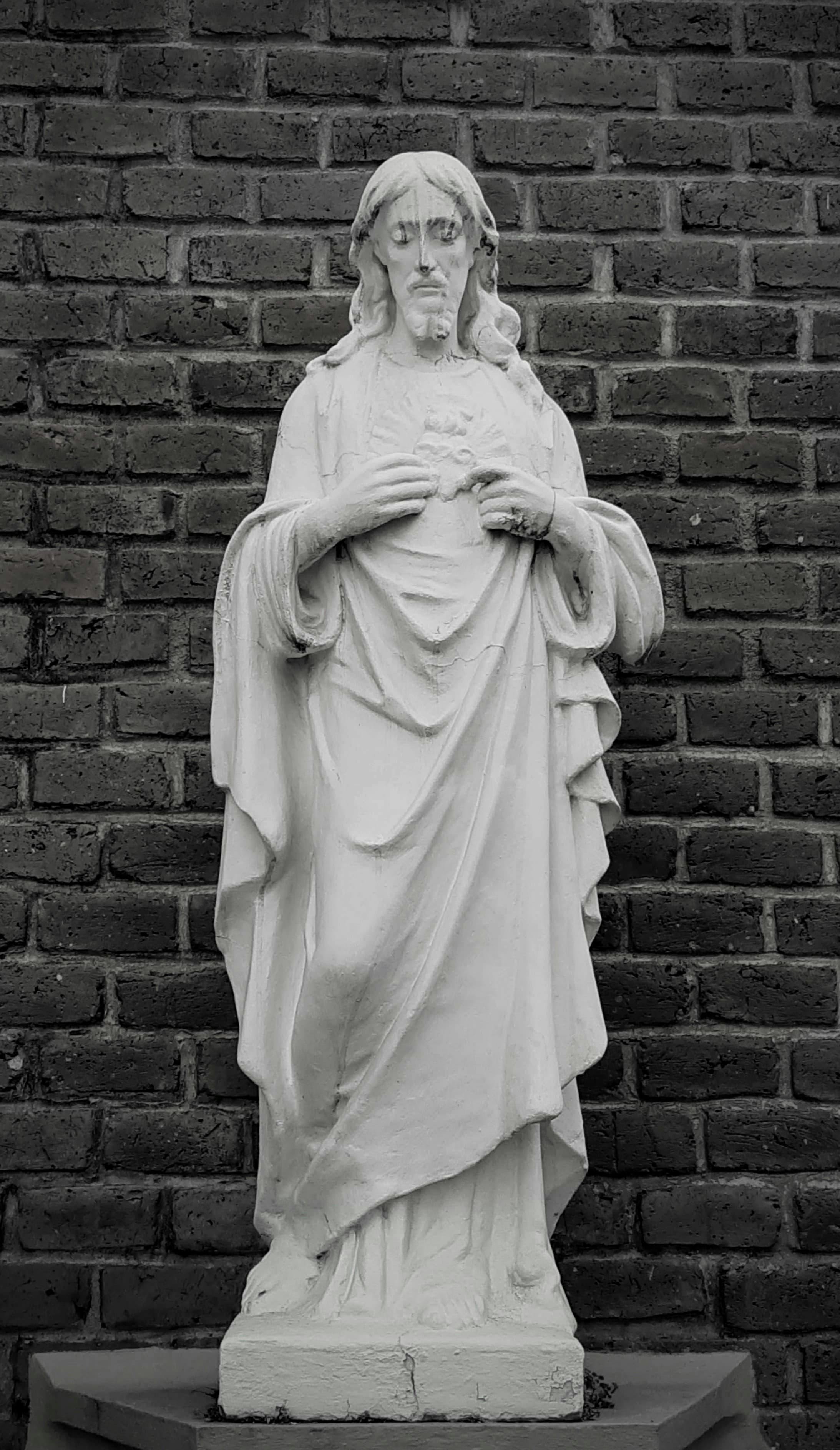 Figure of Jeasus · Free Stock Photo