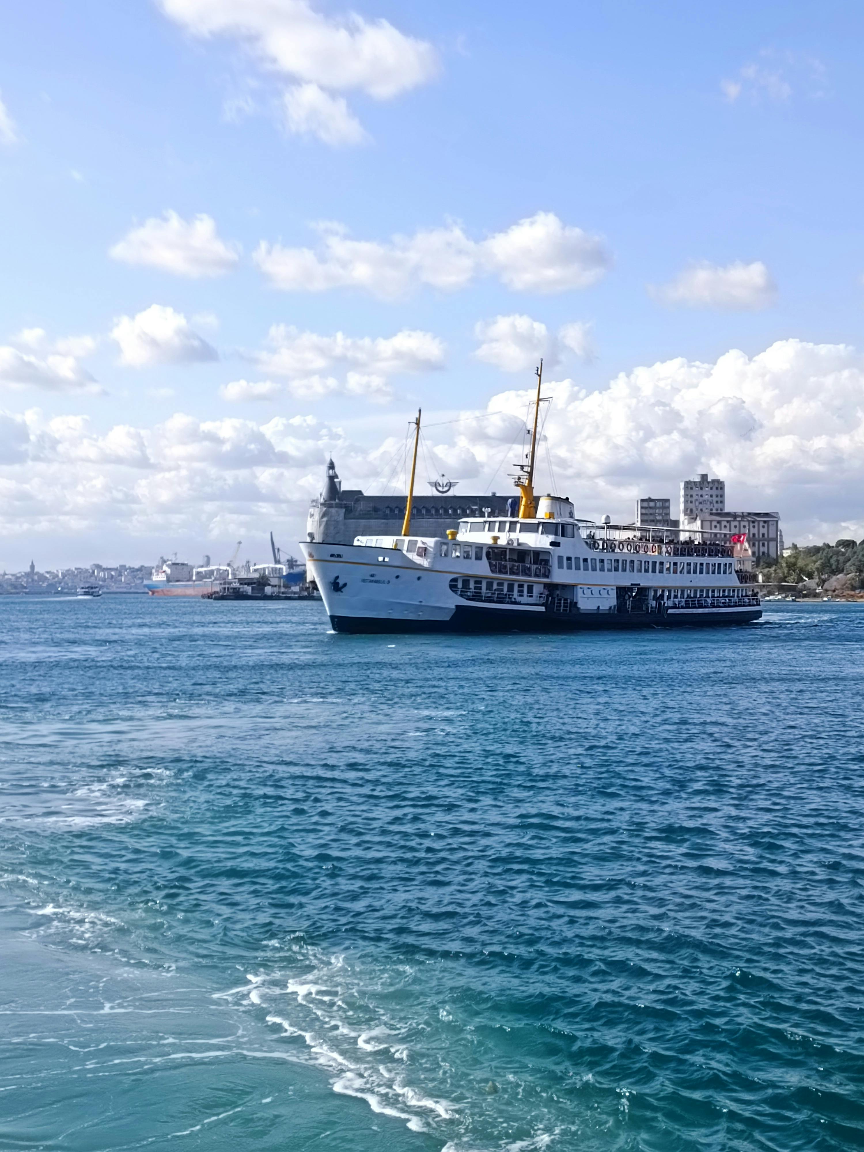 Ferry Sailing on Sea Coast in Istanbul · Free Stock Photo
