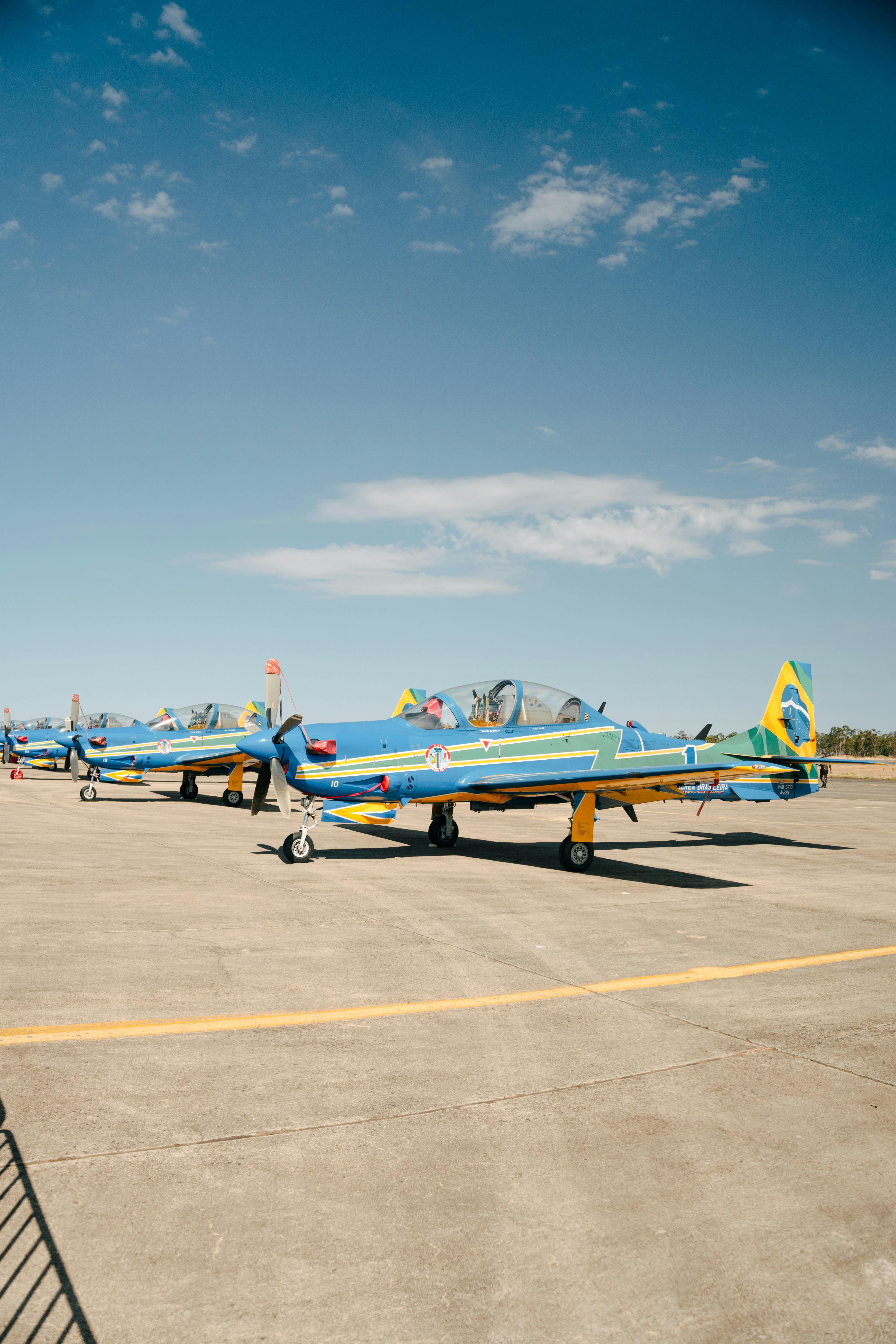 Blue Propeller Plane · Free Stock Photo