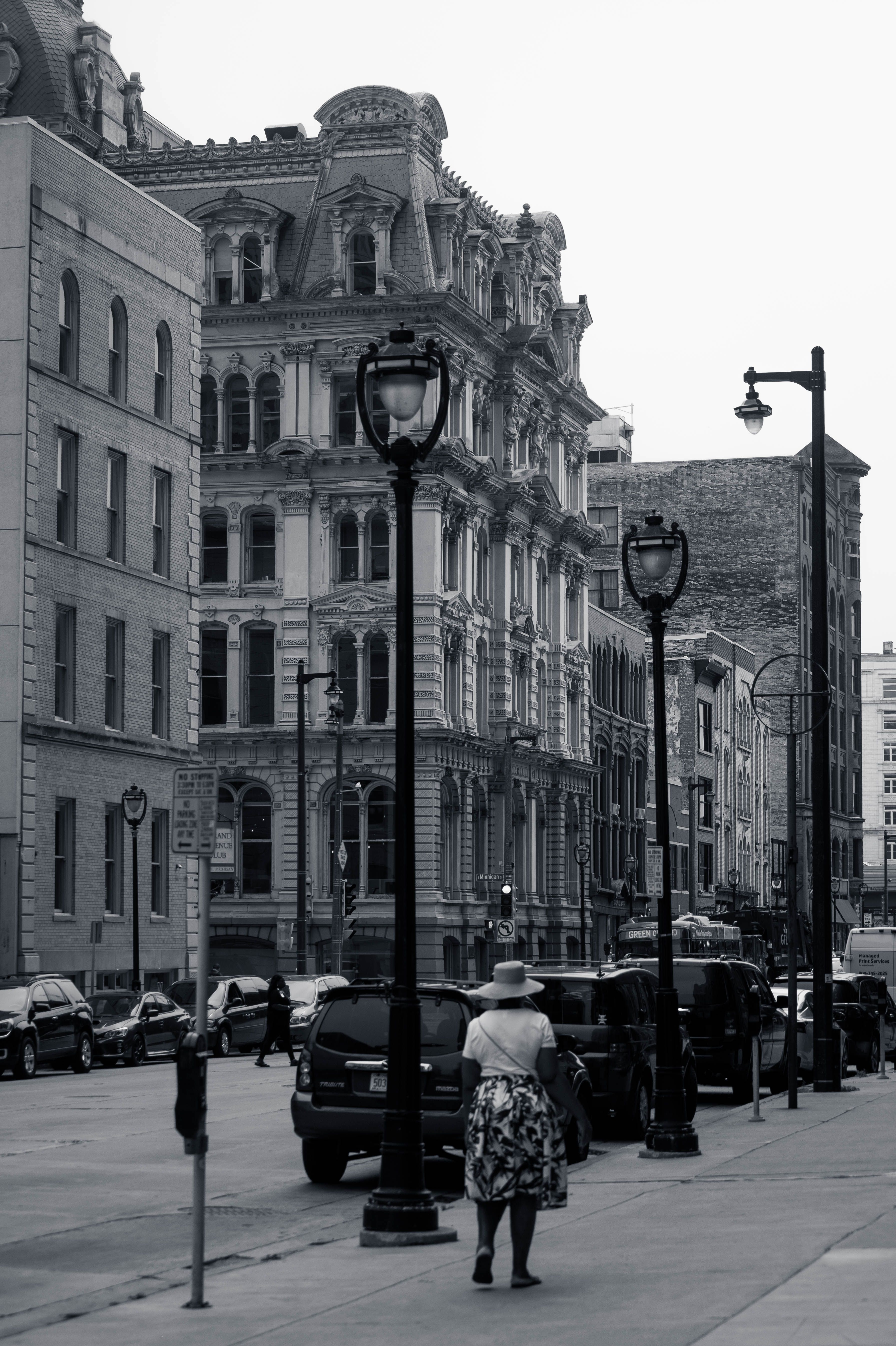 Mitchell Building in Milwaukee, United States · Free Stock Photo