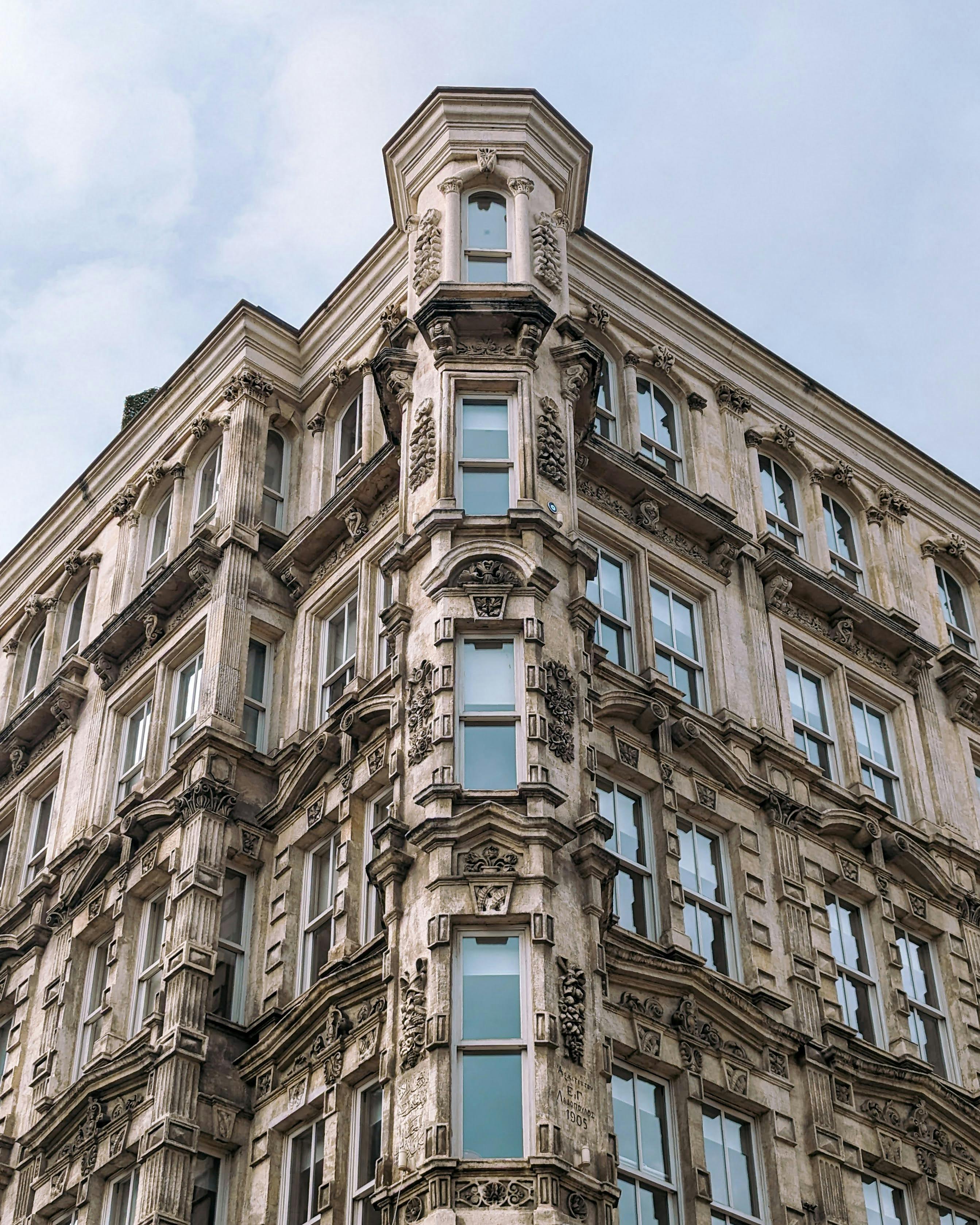 Corner of Vintage, Ornamented Building · Free Stock Photo