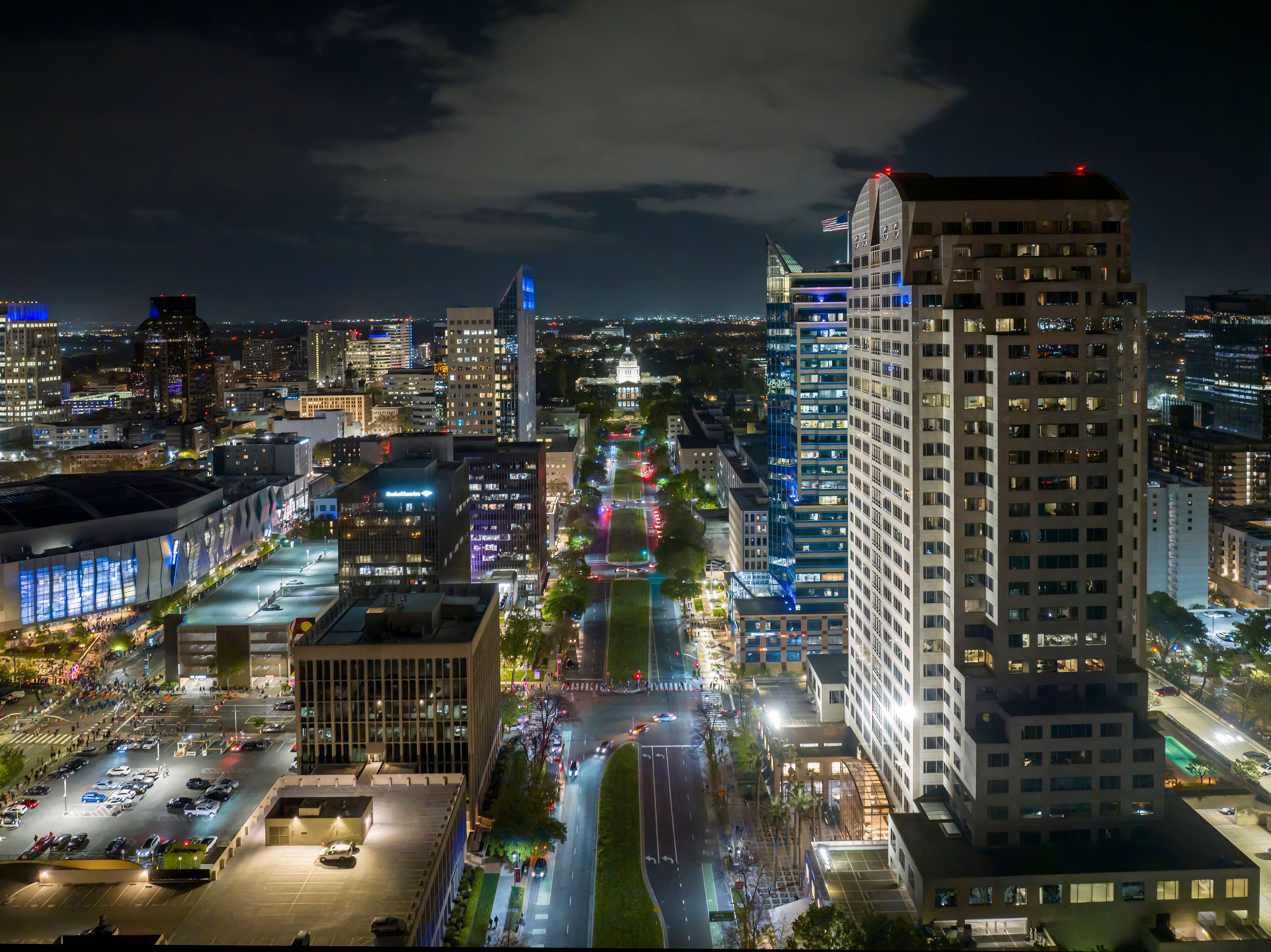 Baltimore Downtown under Blue Sky · Free Stock Photo