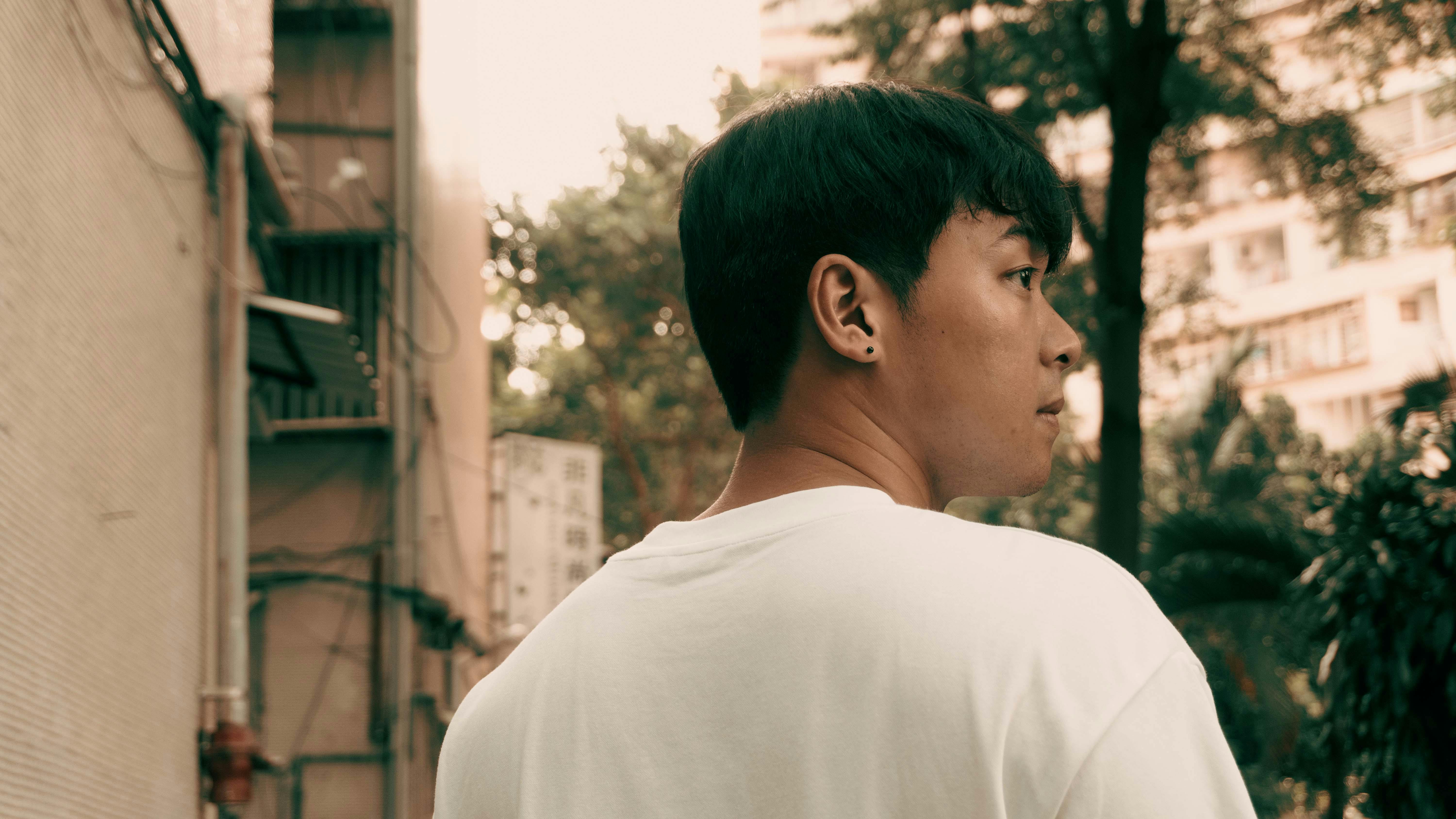 Man Turning Back · Free Stock Photo